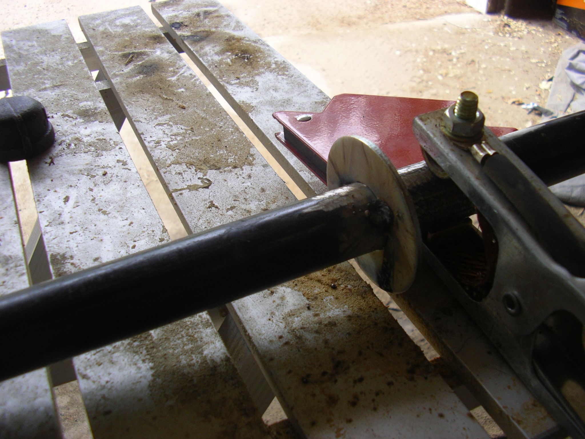 Adjustable Weight Indian Clubs : 6 Steps - Instructables