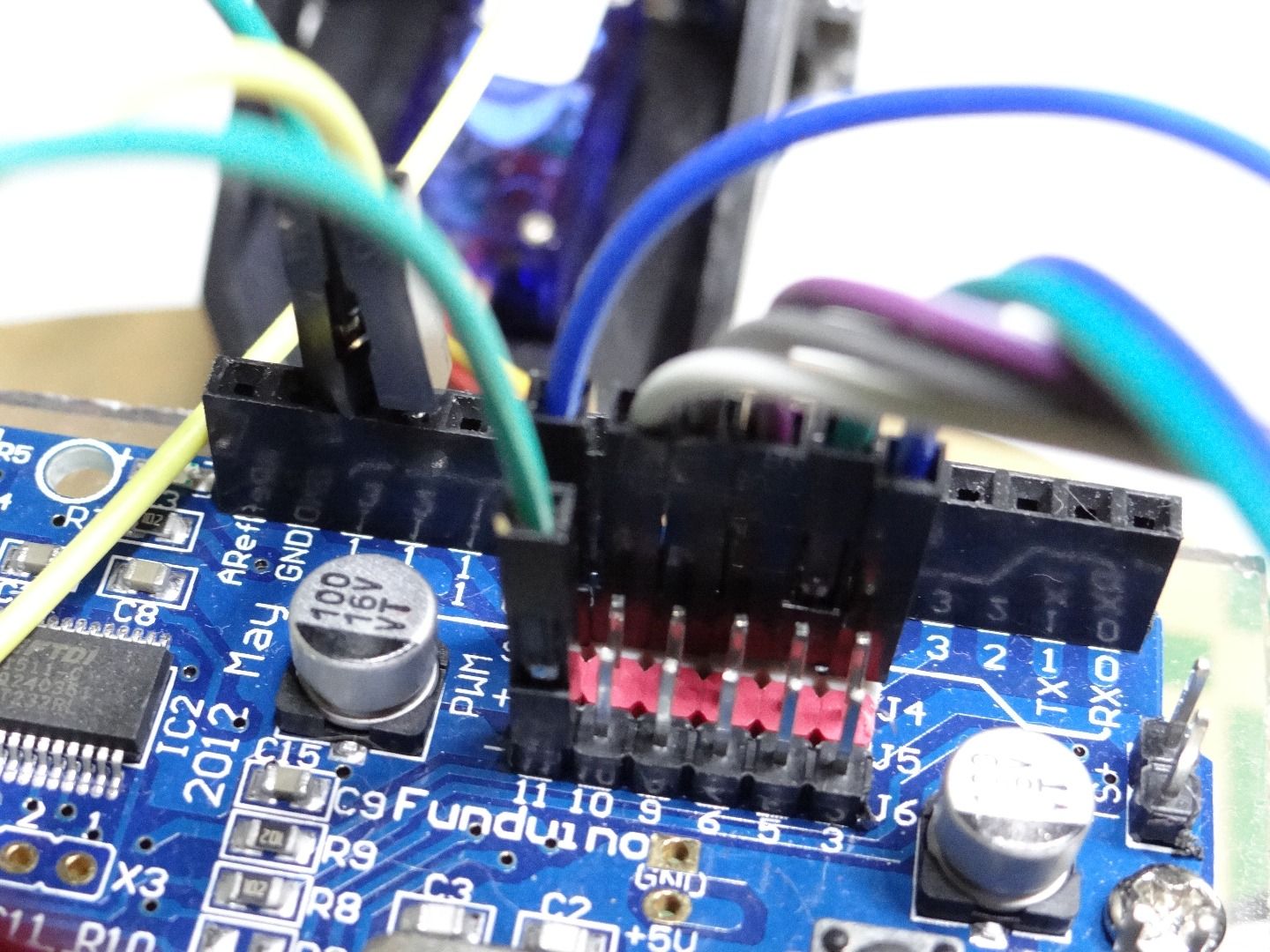 Very Simple Robot for Beginners : 5 Steps (with Pictures) - Instructables