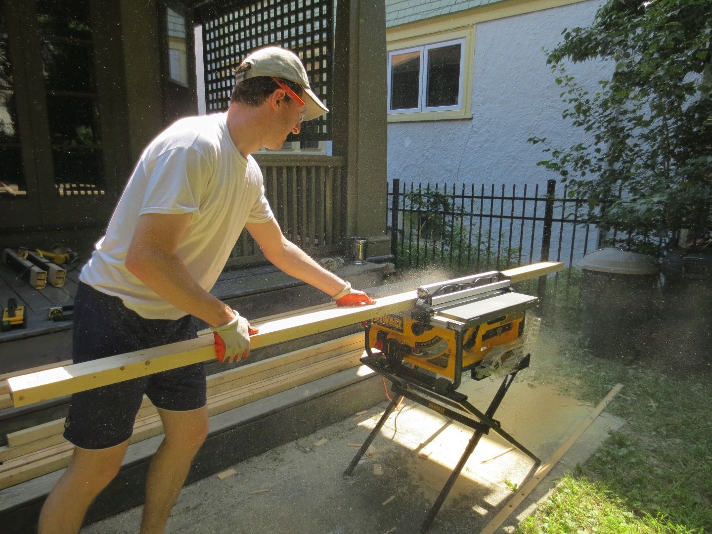 How to Make an $11 Crate With a $3 2x4 : 12 Steps (with Pictures ...