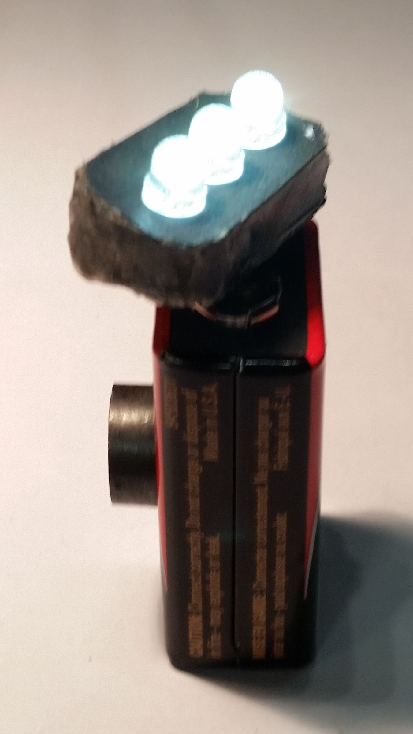 DIY 9 Volt LED Emergency/Backpack Flash Light : 10 Steps - Instructables
