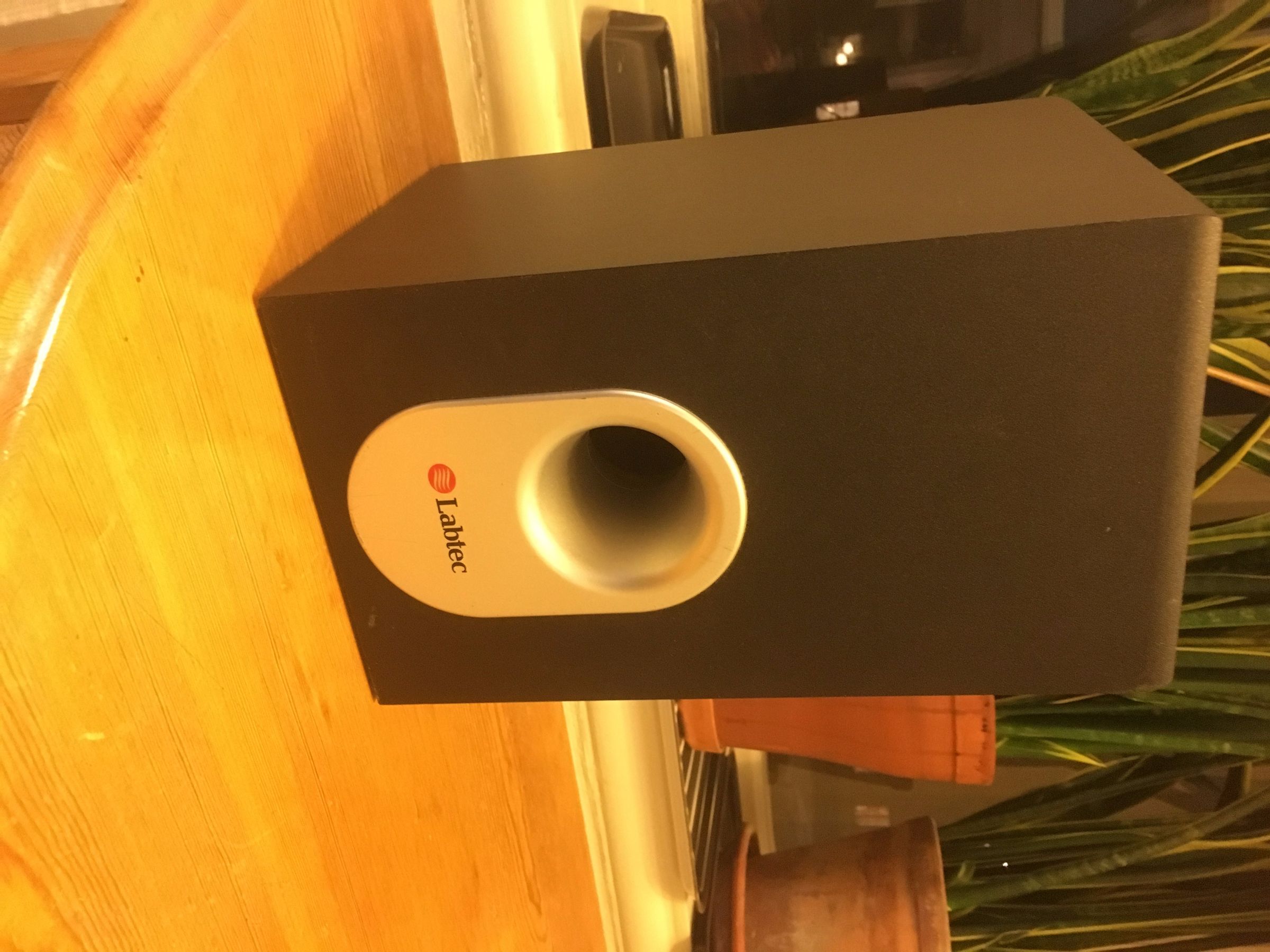 Convert a Labtec 2+1 PC Speaker System to TV 3+1 Audio : 7 Steps (with ...