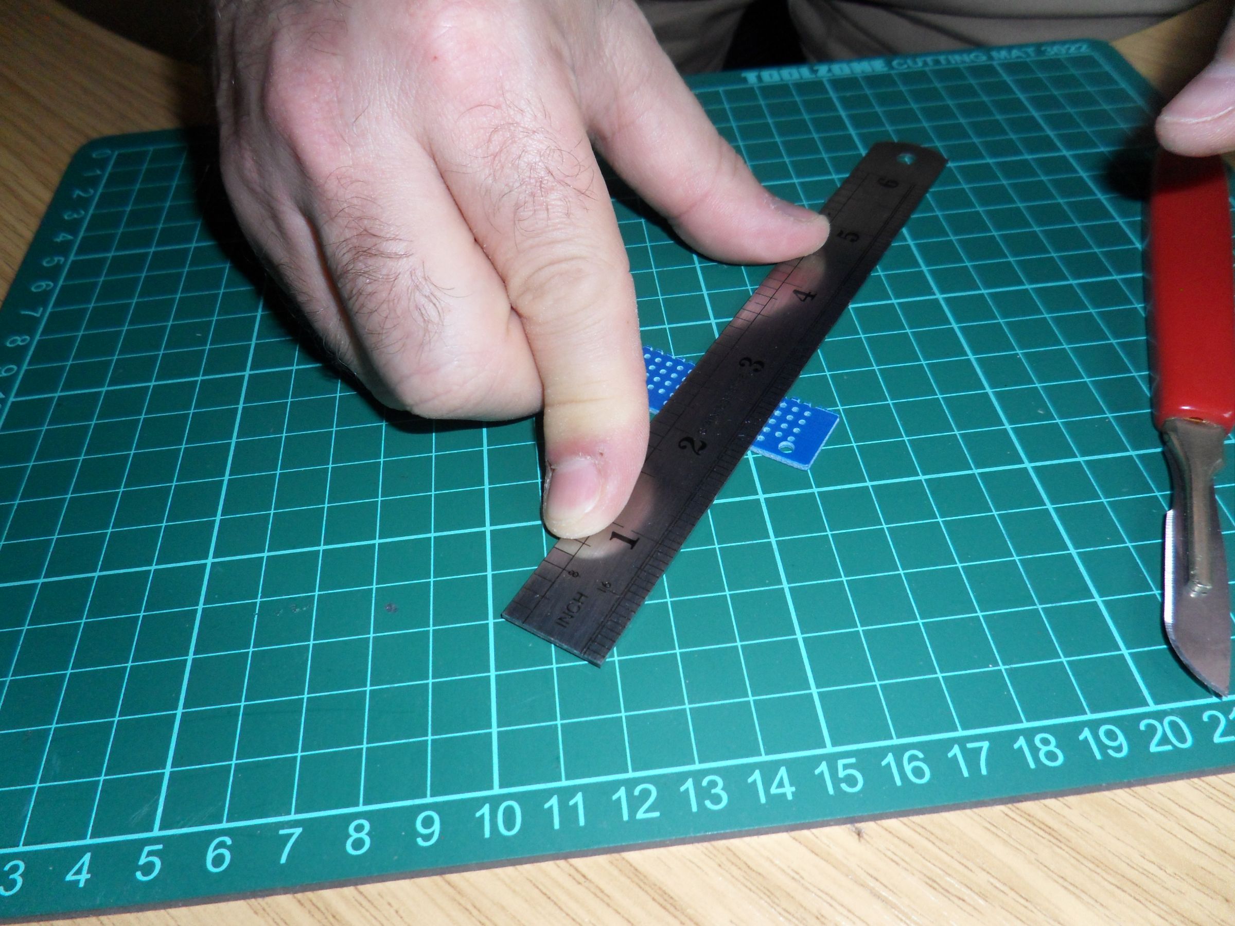 Practical Circuit Construction With Strip Board : 14 Steps (with ...