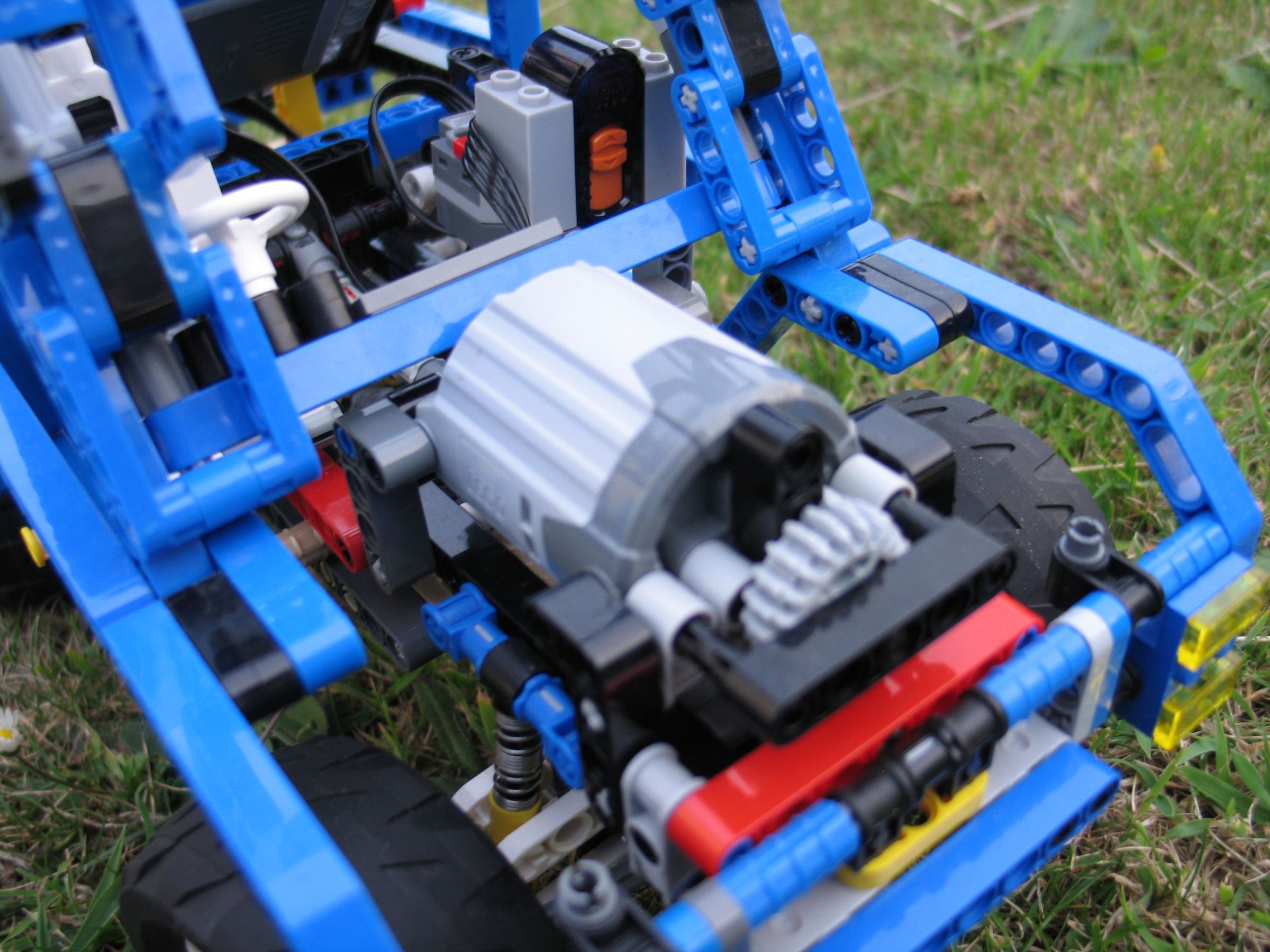 Lego Technic Remote Control Off Roader - Instructables