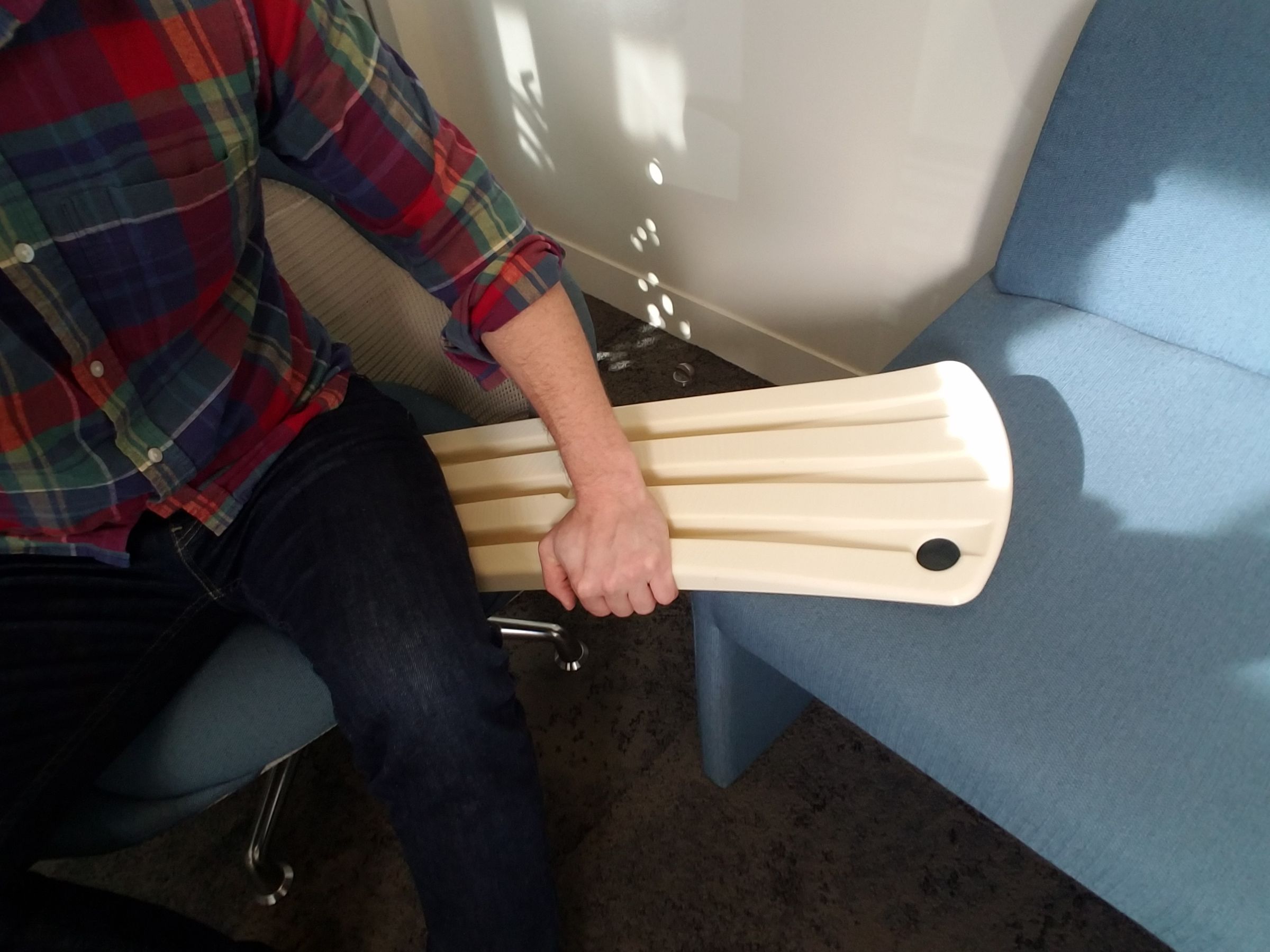 Transfer Board for Wheelchair Users : 7 Steps (with Pictures ...