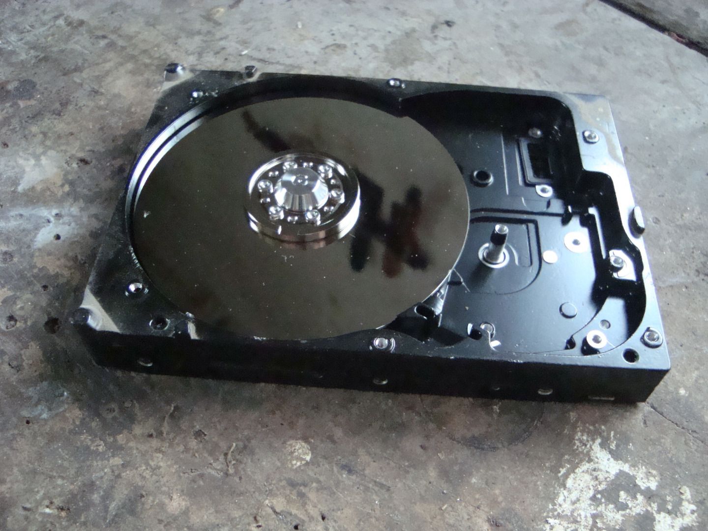 Hard Disk Grinding Machine : 5 Steps (with Pictures) - Instructables