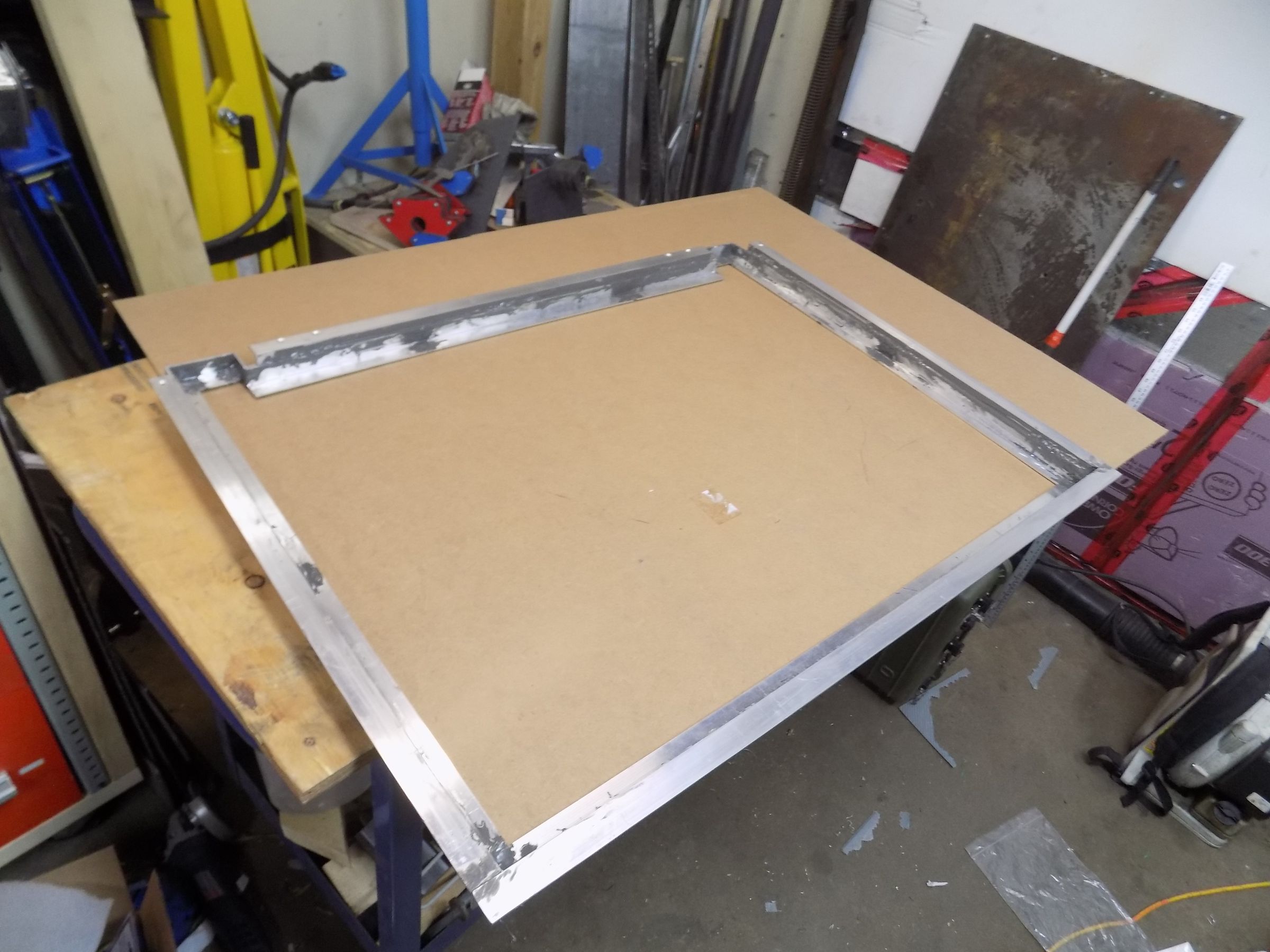 Giant Etch a Sketch : 14 Steps (with Pictures) - Instructables