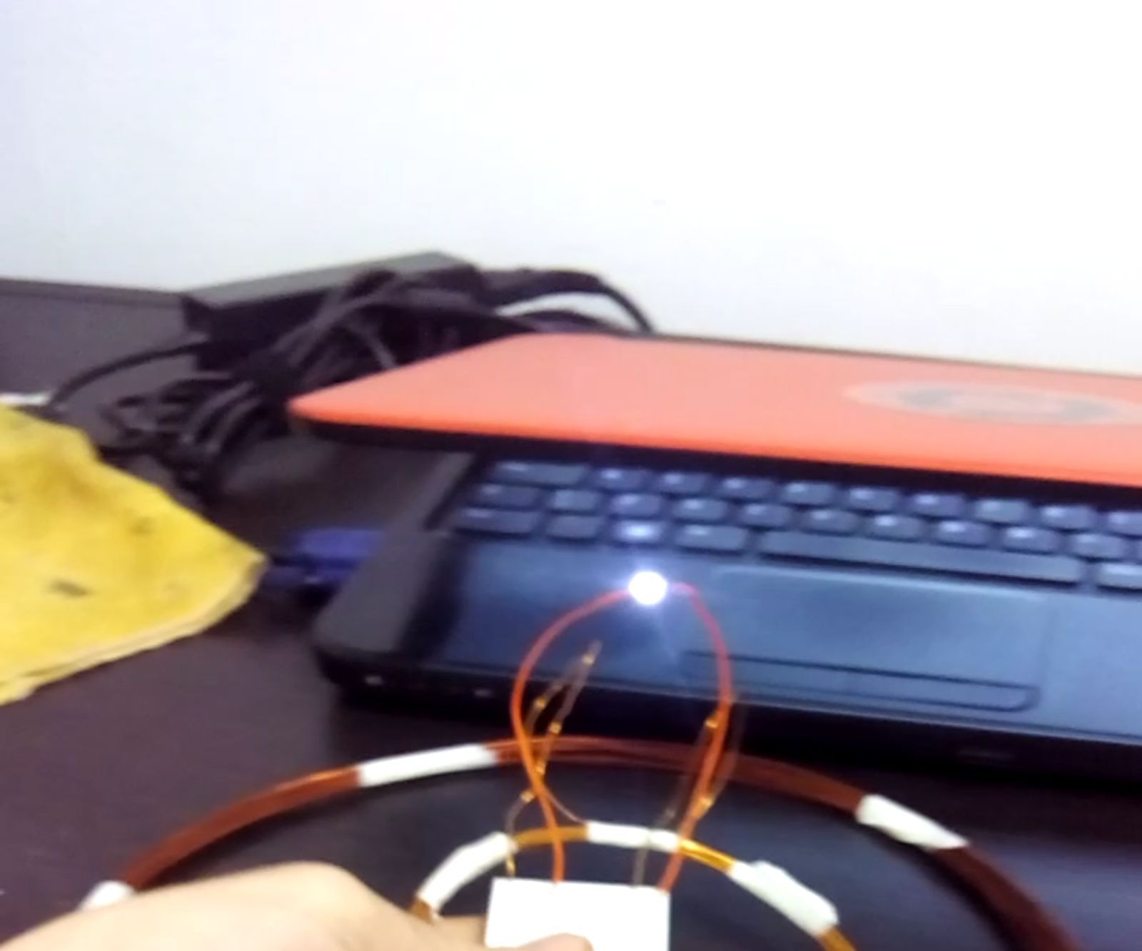 Simple and Easy Wireless Power - Instructables