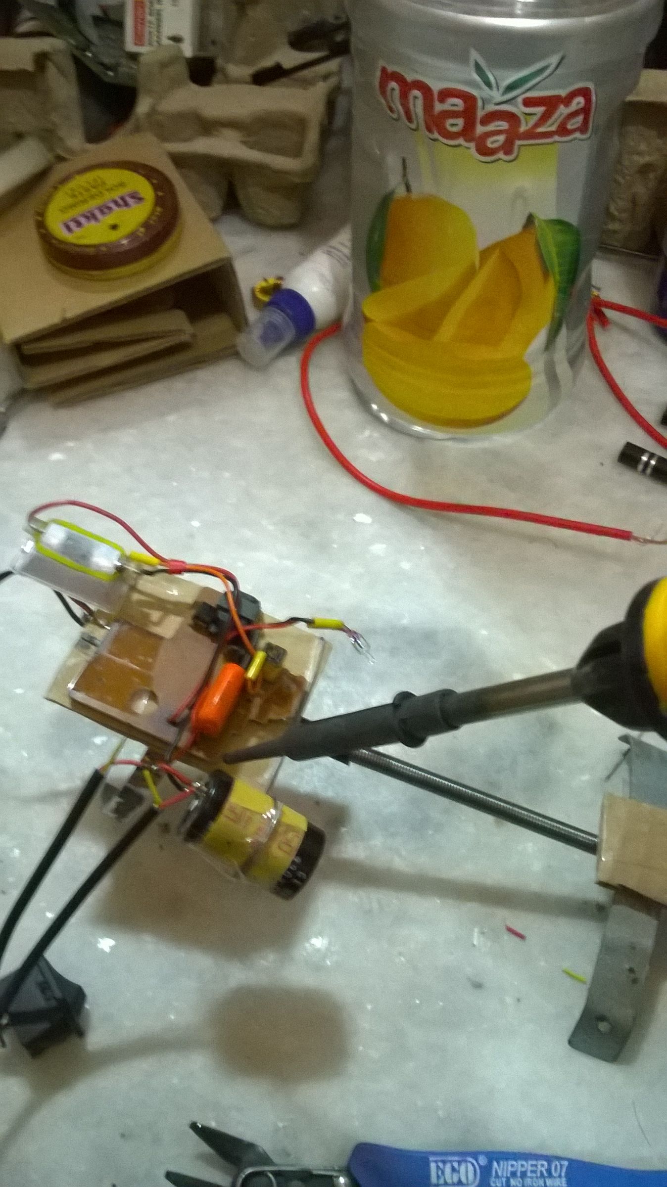 Handheld EMP Device : 8 Steps - Instructables