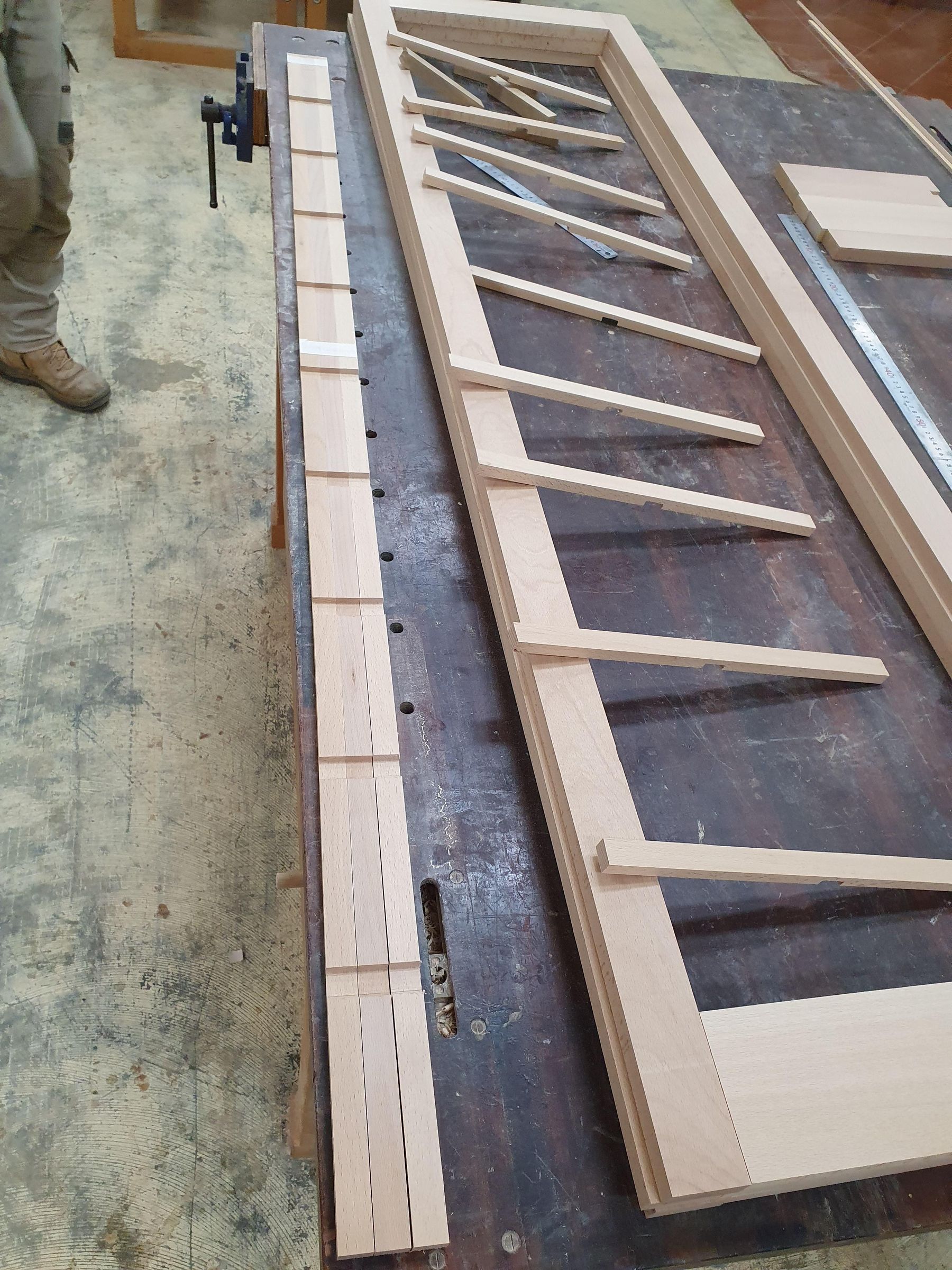 Build a Folding Shoji Screen / Room Divider : 17 Steps (with Pictures ...