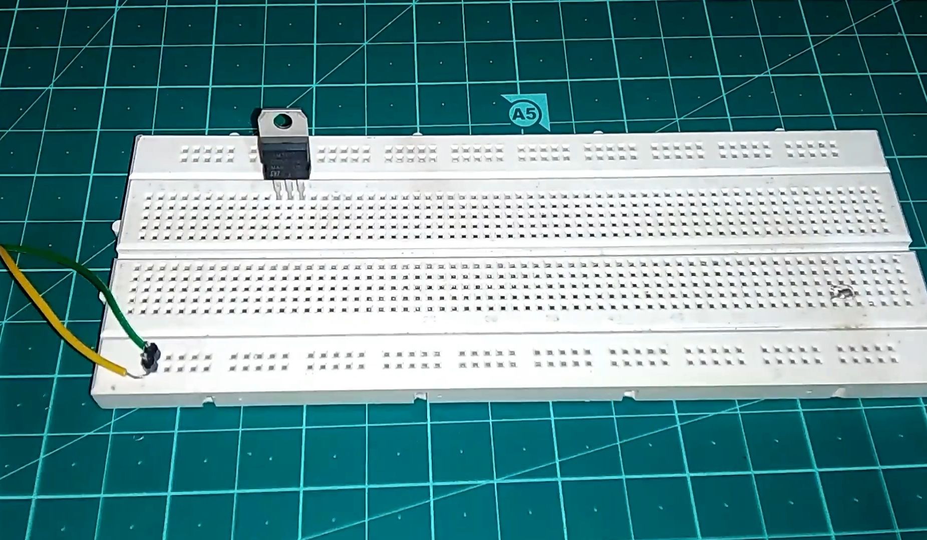 DIY Power Supply Using LM317 | Lm 317 Variable Voltage Output : 12 ...