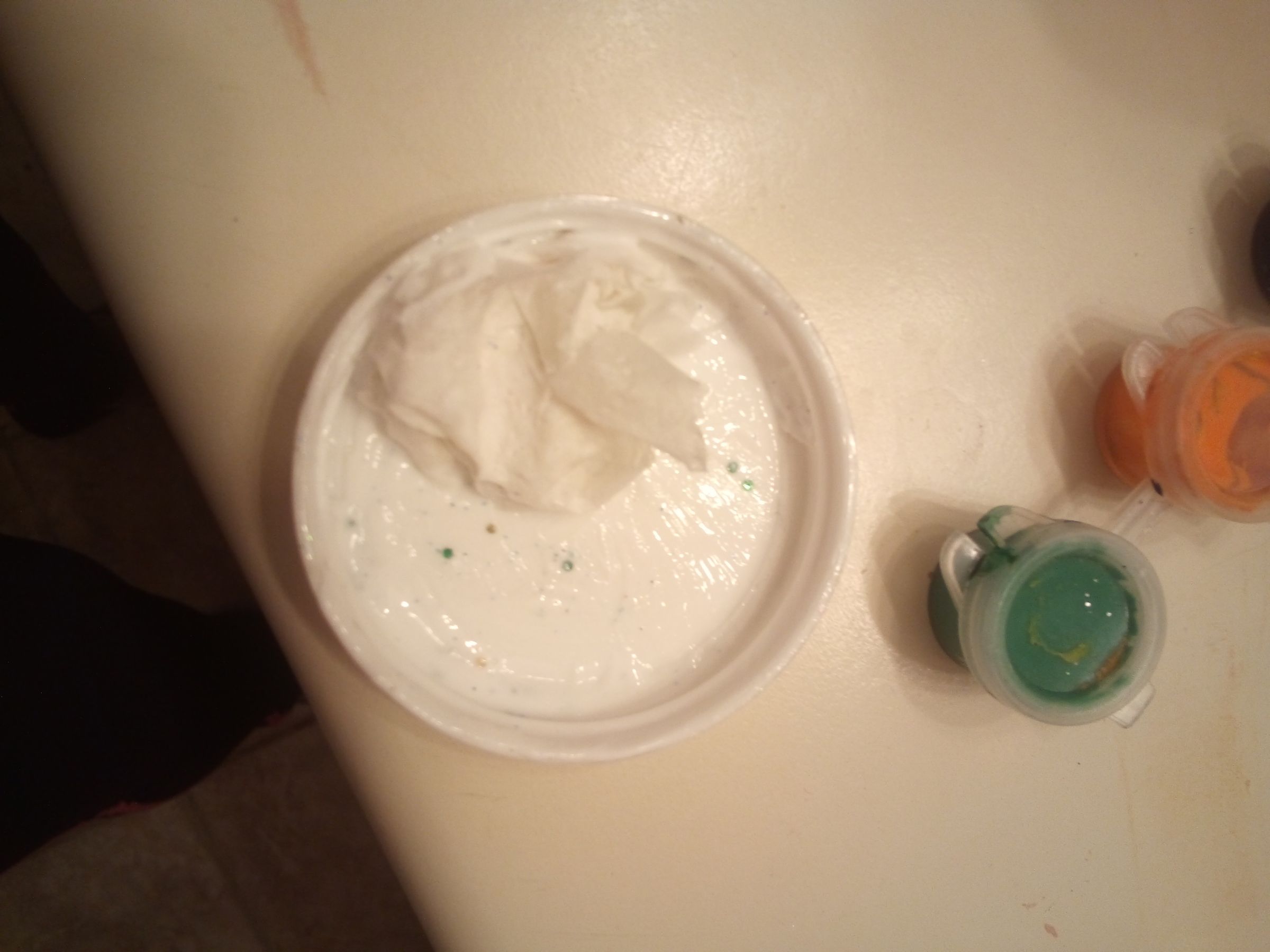 Basic Zombie Makeup : 4 Steps - Instructables