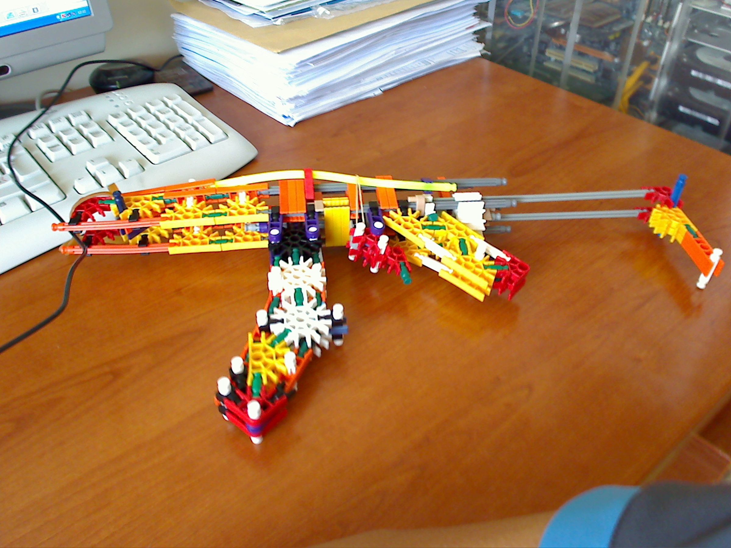 The Knex Mp5 With a Realistic Magazine : 7 Steps - Instructables