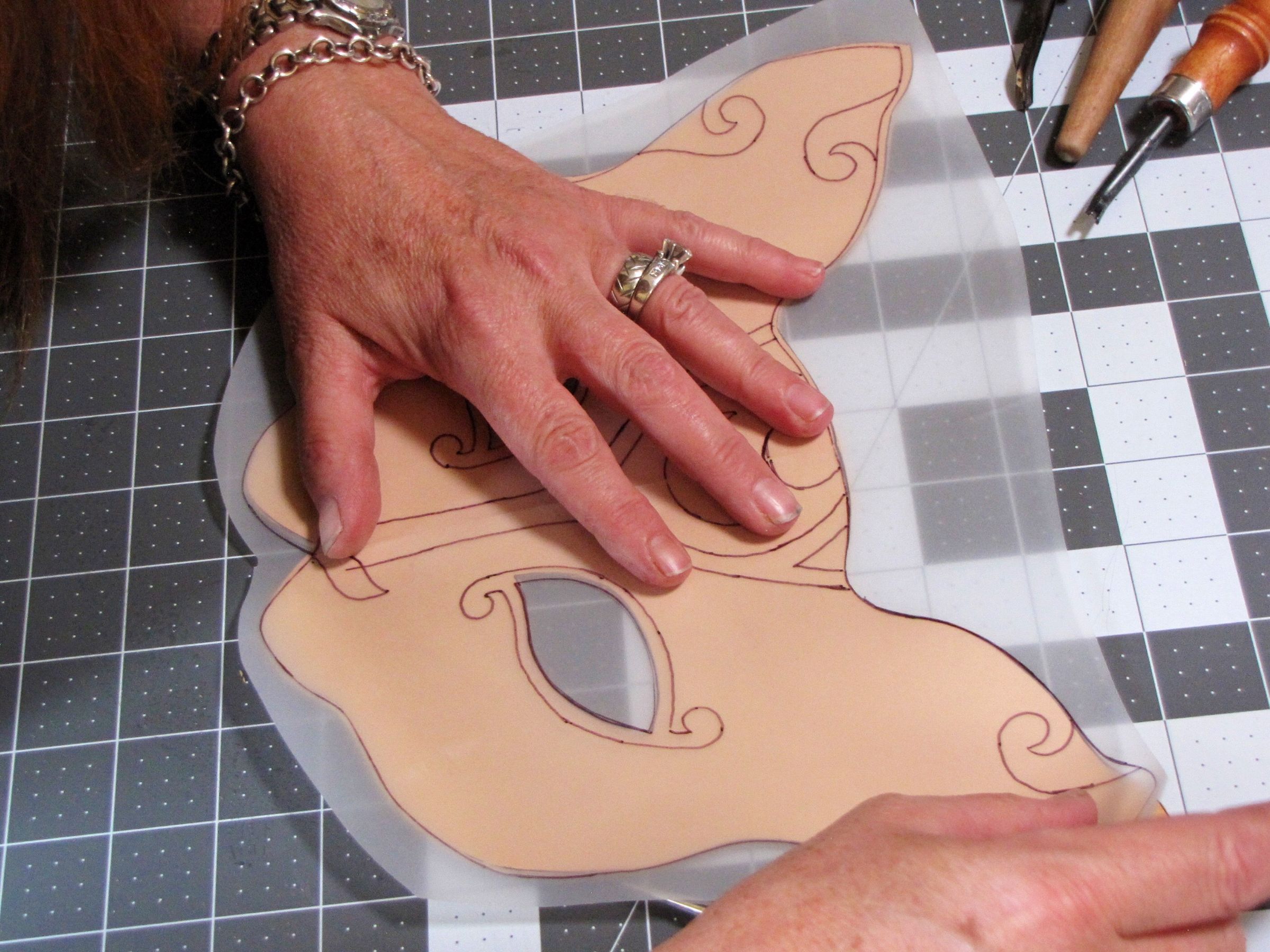 Sculpted Leather Mask Tutorial : 9 Steps (with Pictures) - Instructables