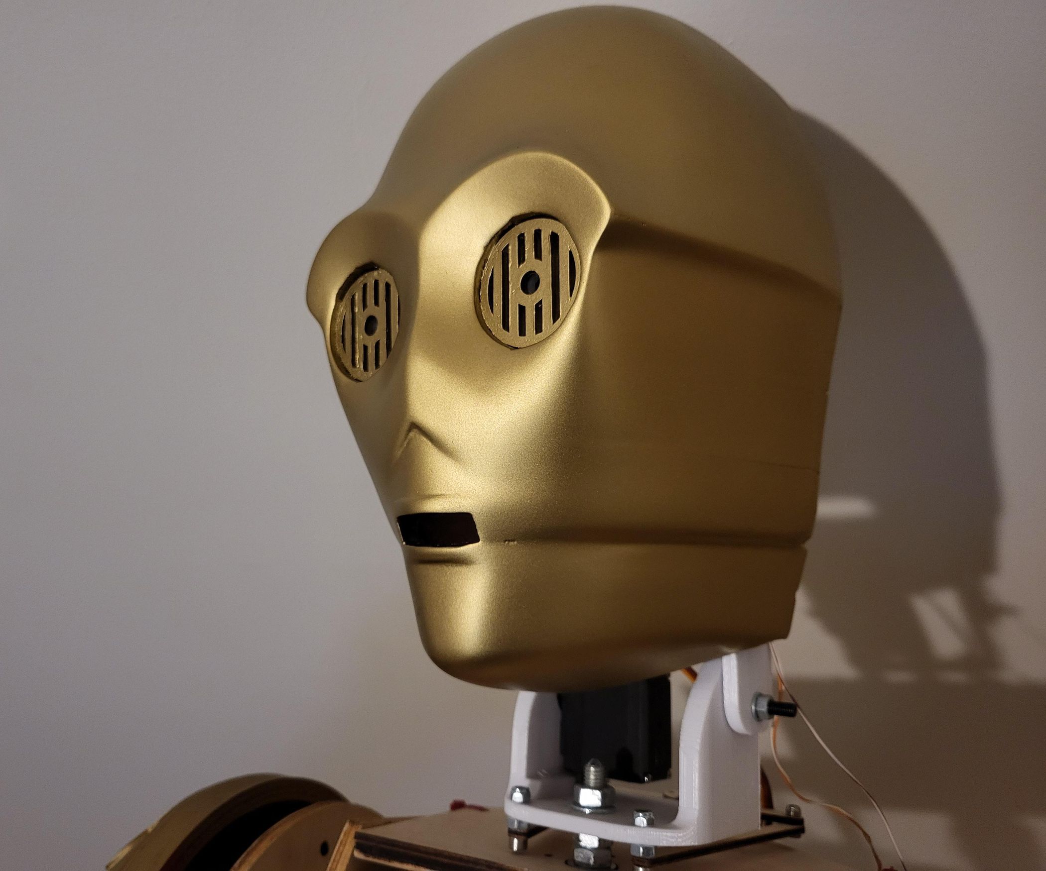 C3PO - Humanoid Movable Robot - Let's Doing One Part of Them. : 6 Steps ...