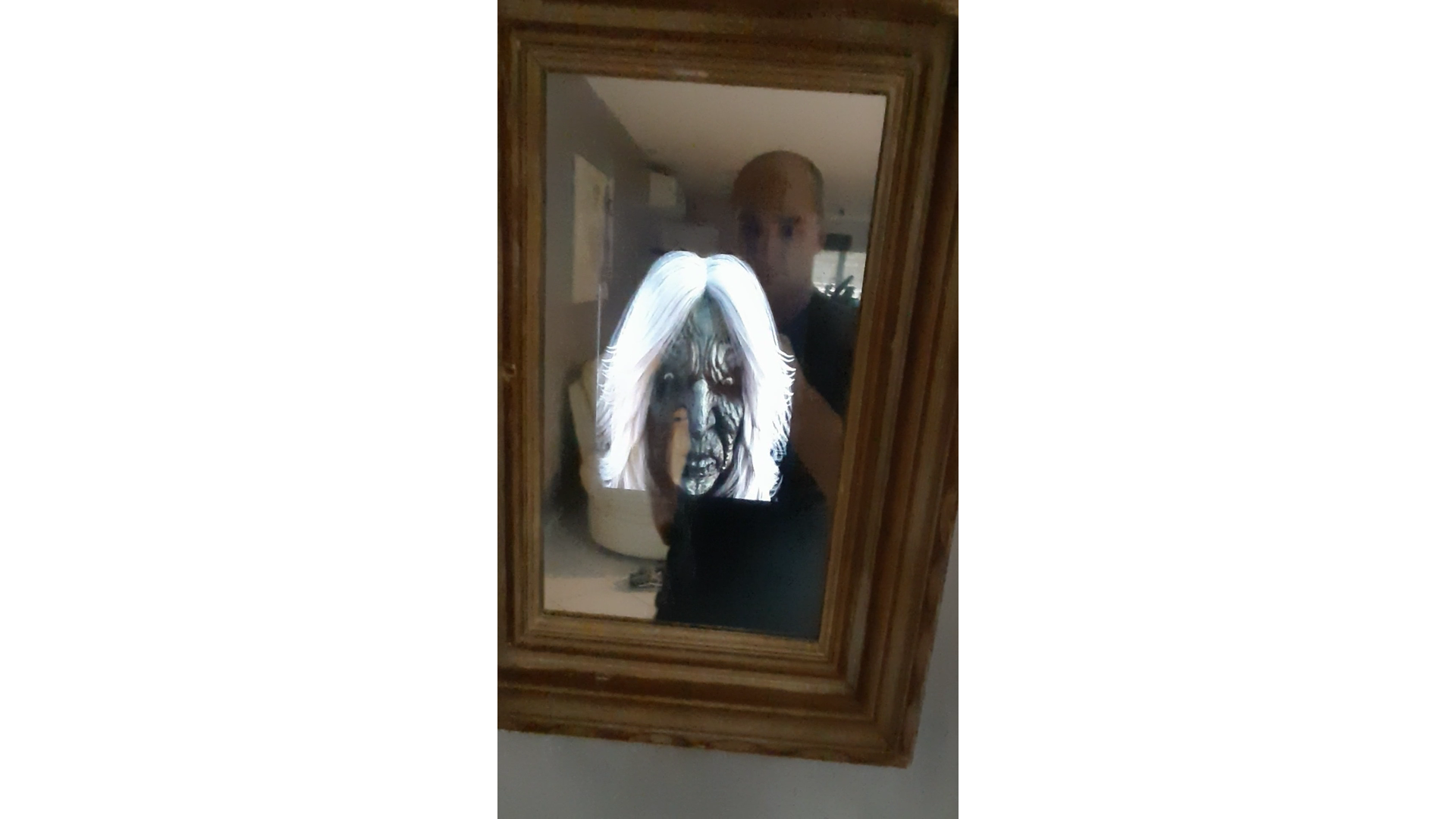 Magic Mirror : 4 Steps - Instructables