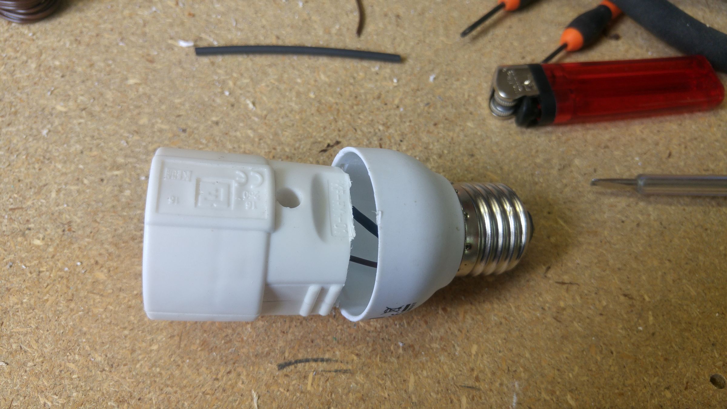 Lamp Base Socket : 5 Steps (with Pictures) - Instructables
