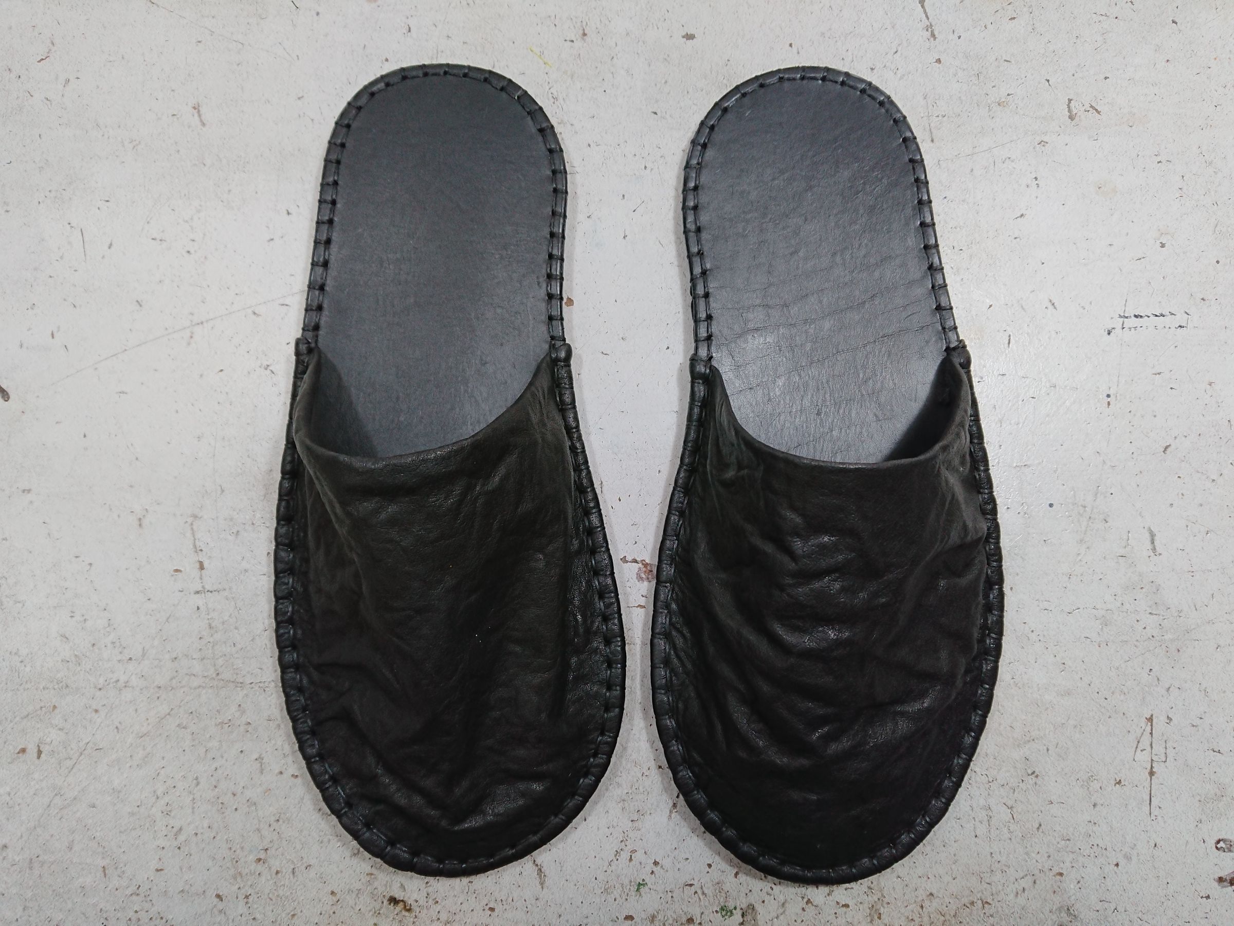 Making Leather Slippers : 9 Steps (with Pictures) - Instructables