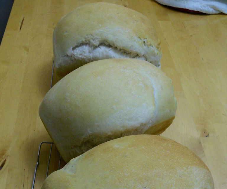 Mennonite Classic White Bread : 4 Steps (with Pictures) - Instructables