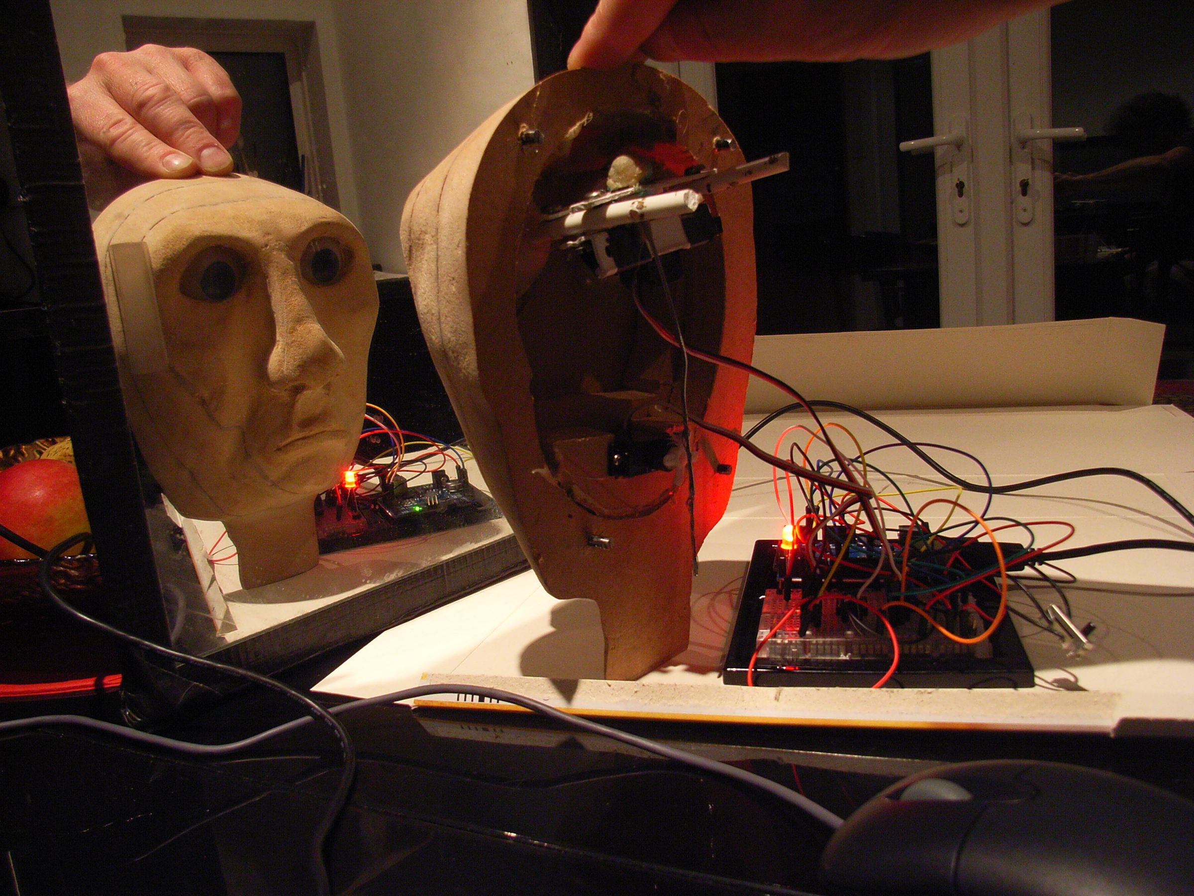 Arduino Controlled Animatronic Wooden Head (reading Lamp) : 13 Steps ...