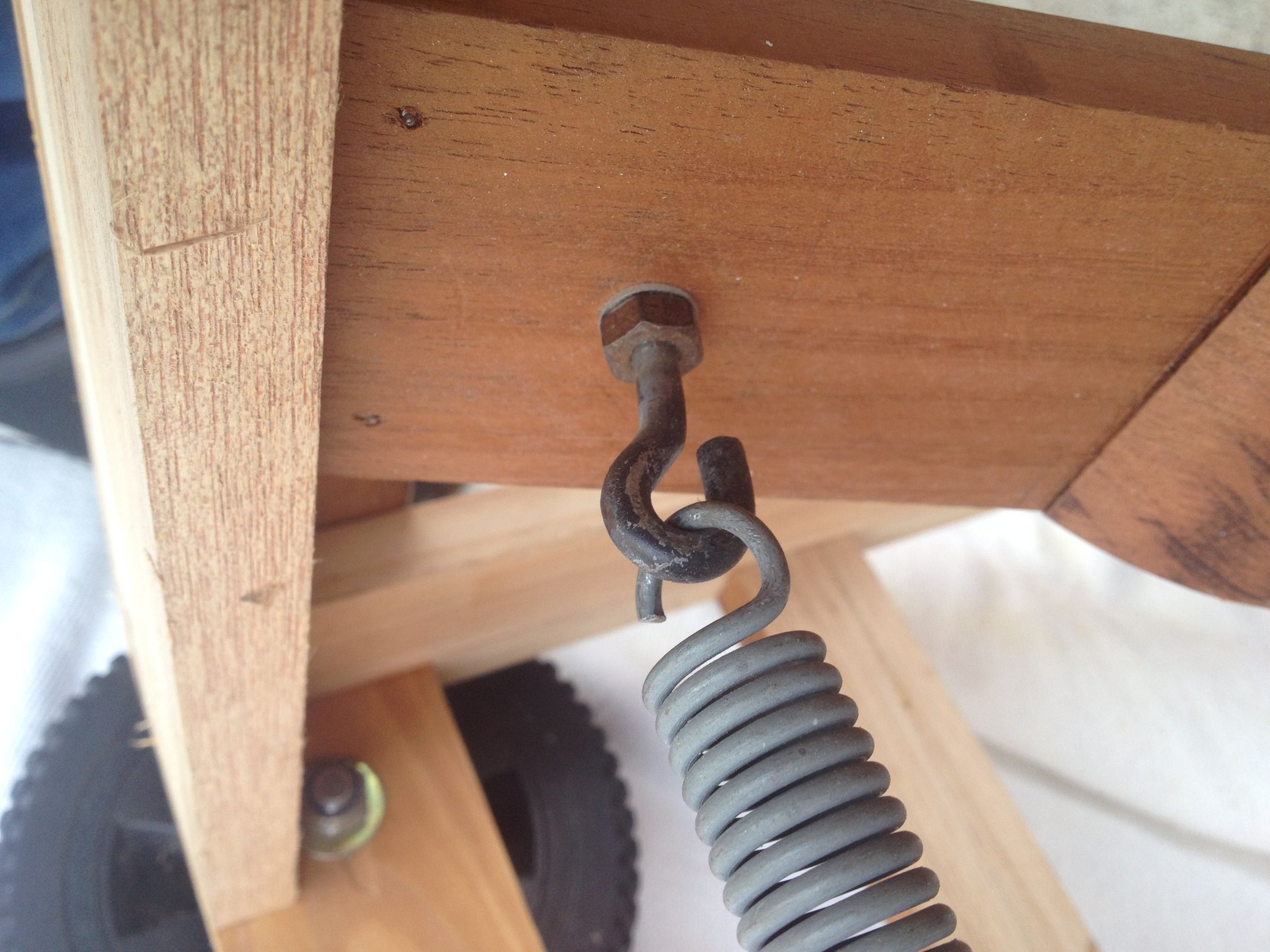 Thien Baffle Dust Extractor With Quick Change Bucket : 6 Steps (with ...