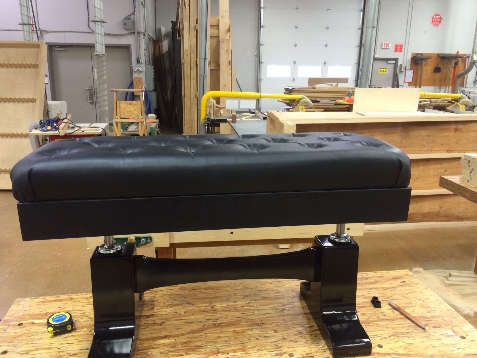 Pneumatic Adjustable Piano Bench : 20 Steps (with Pictures) - Instructables