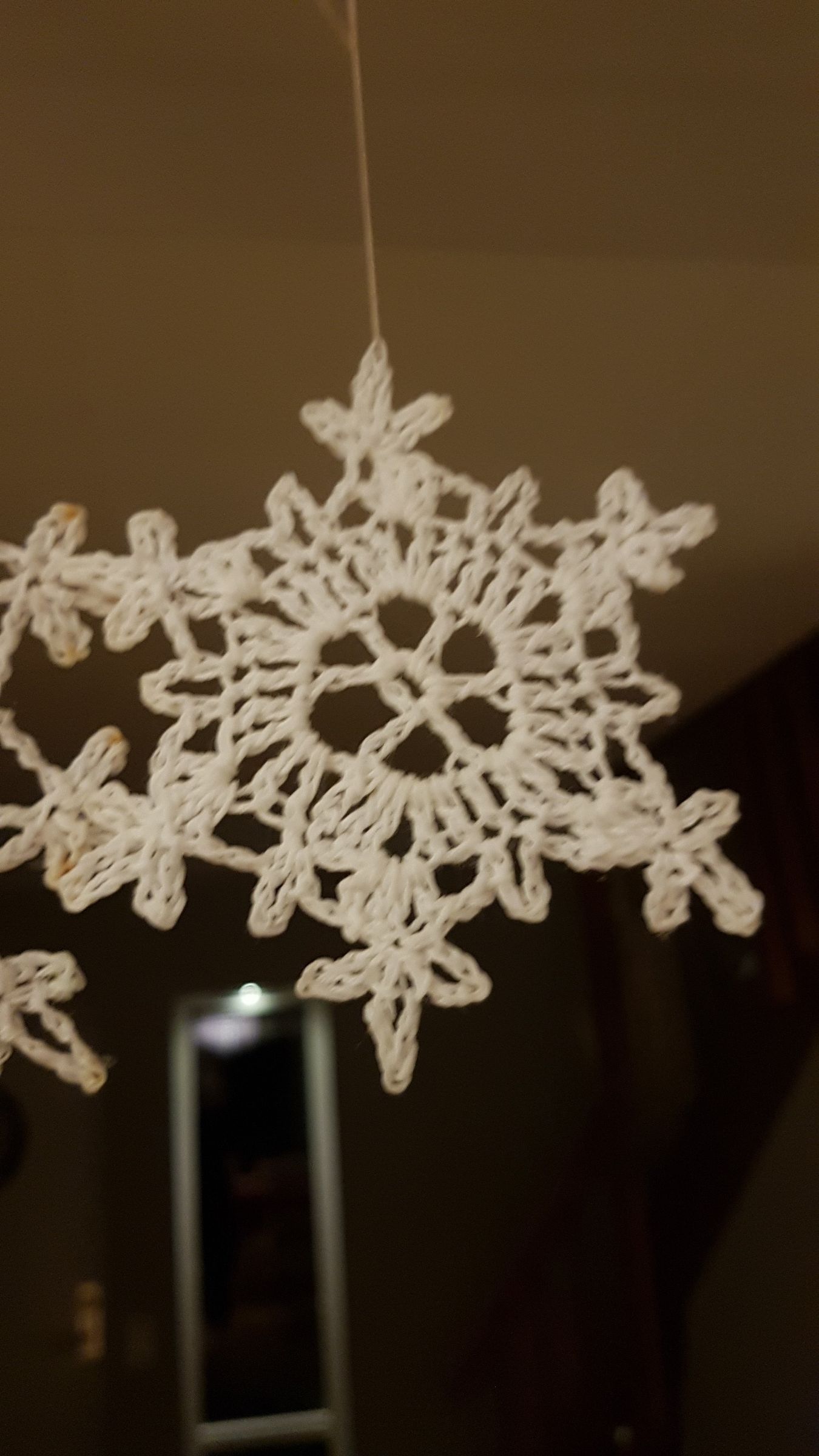 Snowflakes Garland : 4 Steps - Instructables
