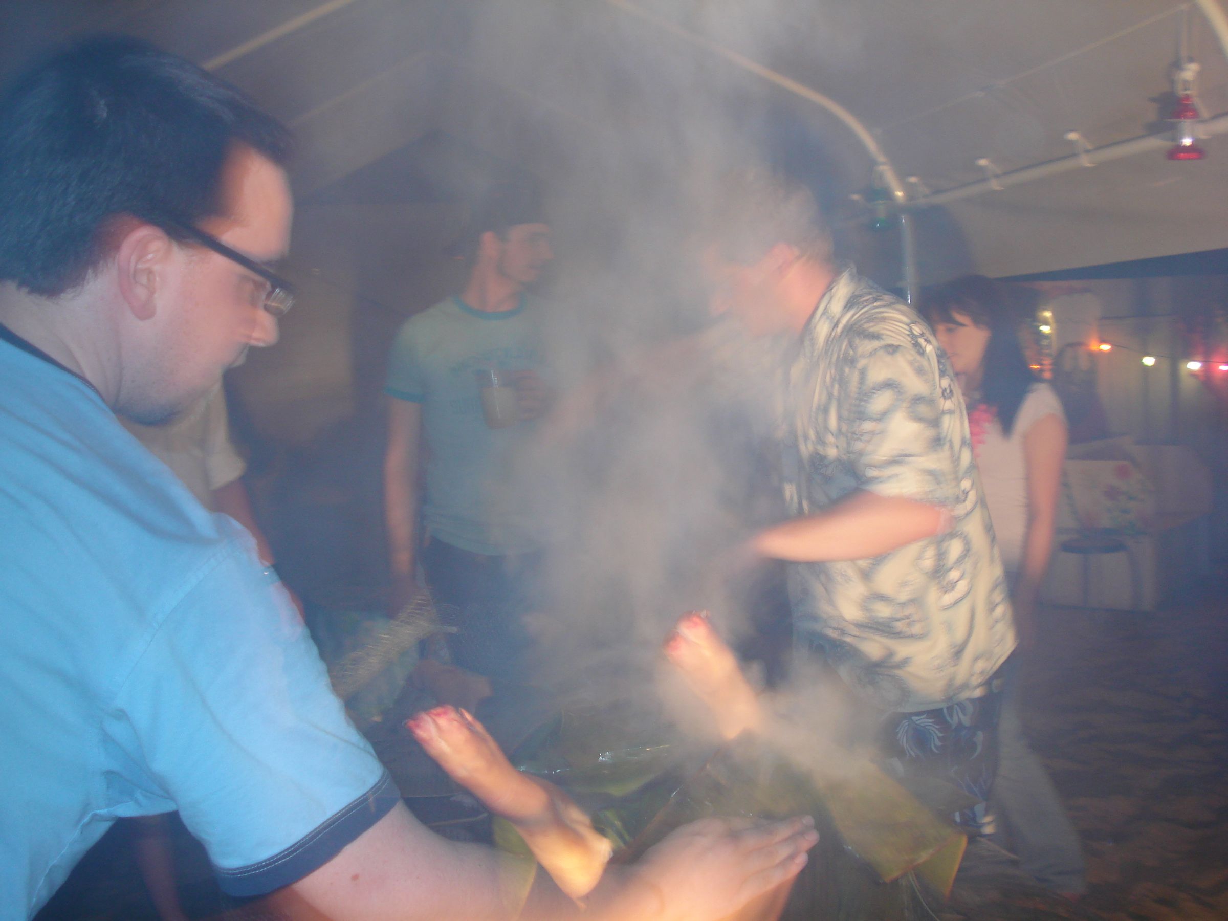 Luau Pig - Hawaiian Style (In the Ground With Hot Rocks) : 12 Steps ...