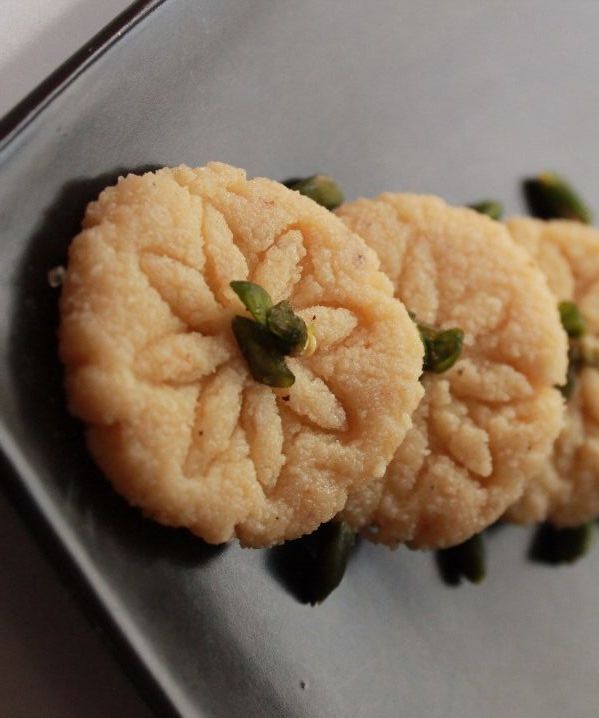 Bong Food : Sandesh : 11 Steps - Instructables