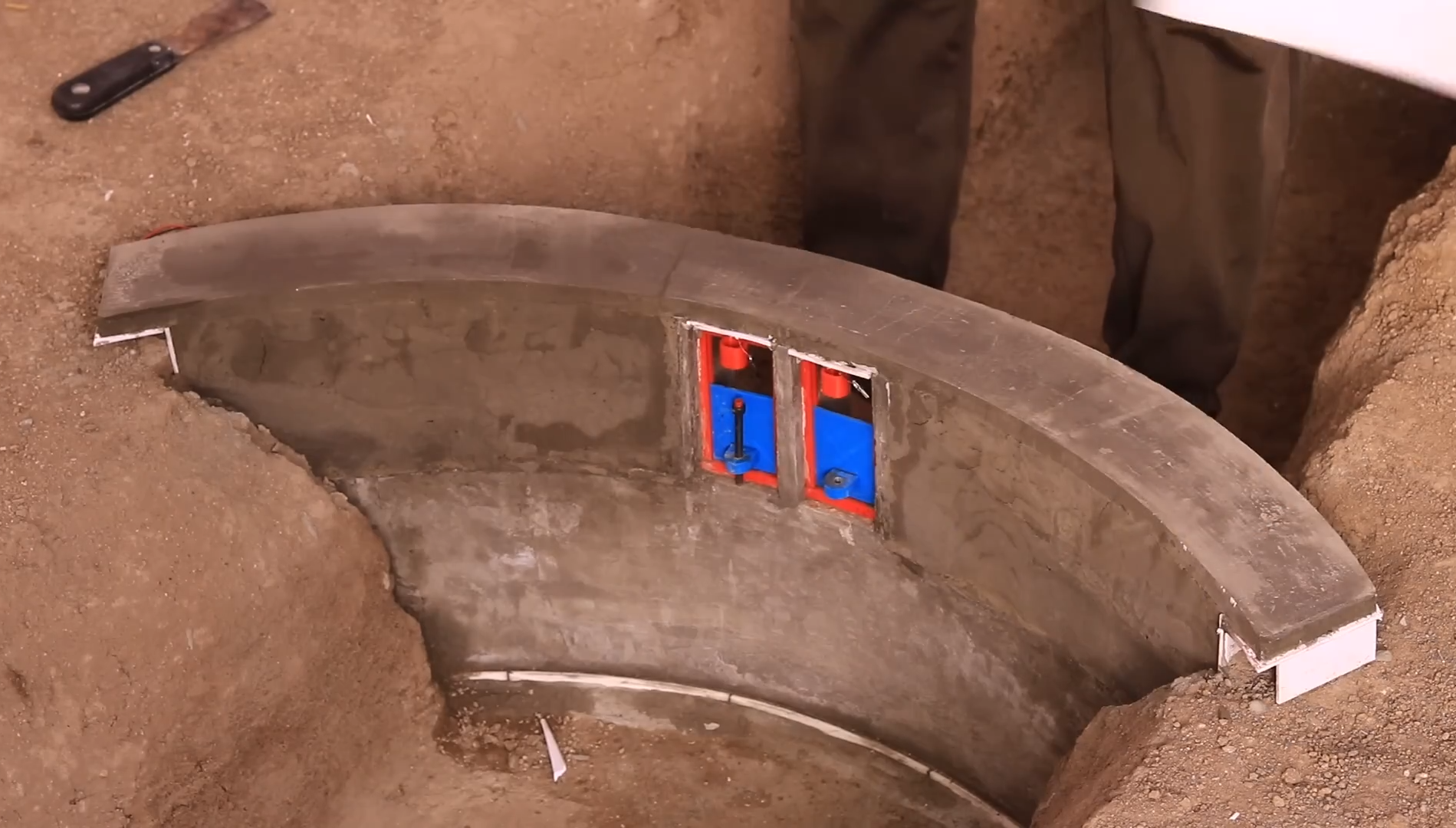 Miniature Concrete Hoover Dam : 12 Steps (with Pictures) - Instructables