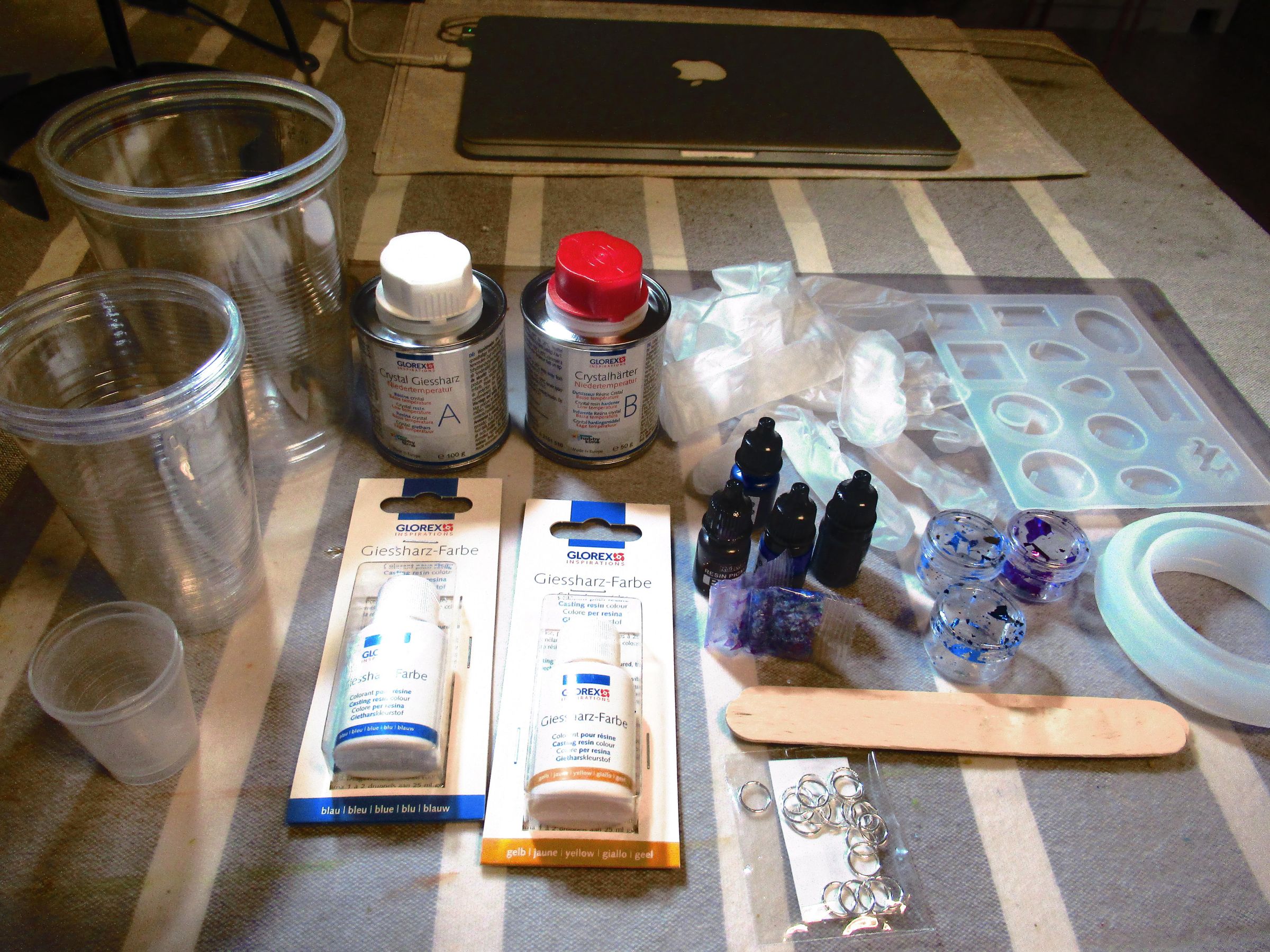 RECODE RESIGN JEWELRY : 11 Steps (with Pictures) - Instructables