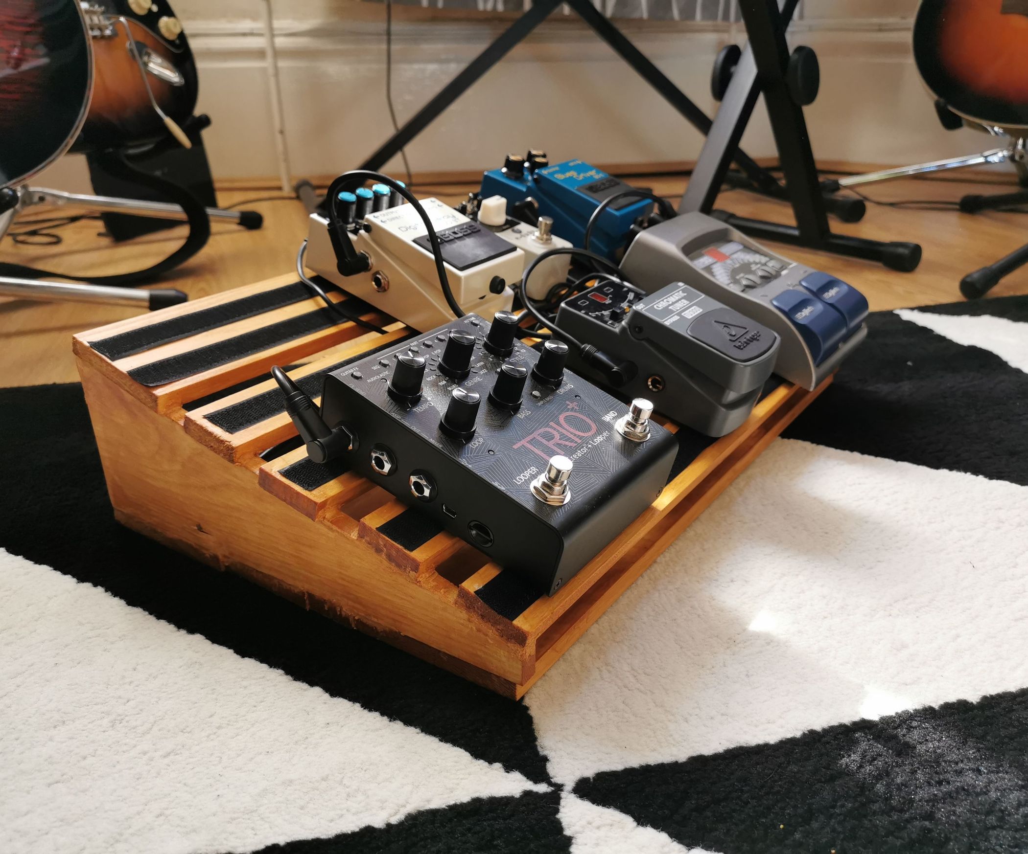 Guitar Pedal Board : 6 Steps (with Pictures) - Instructables