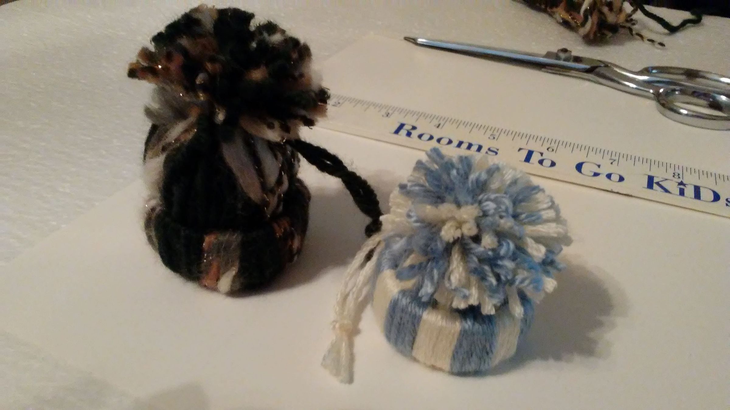 Yarn Mini Hats - Instructables