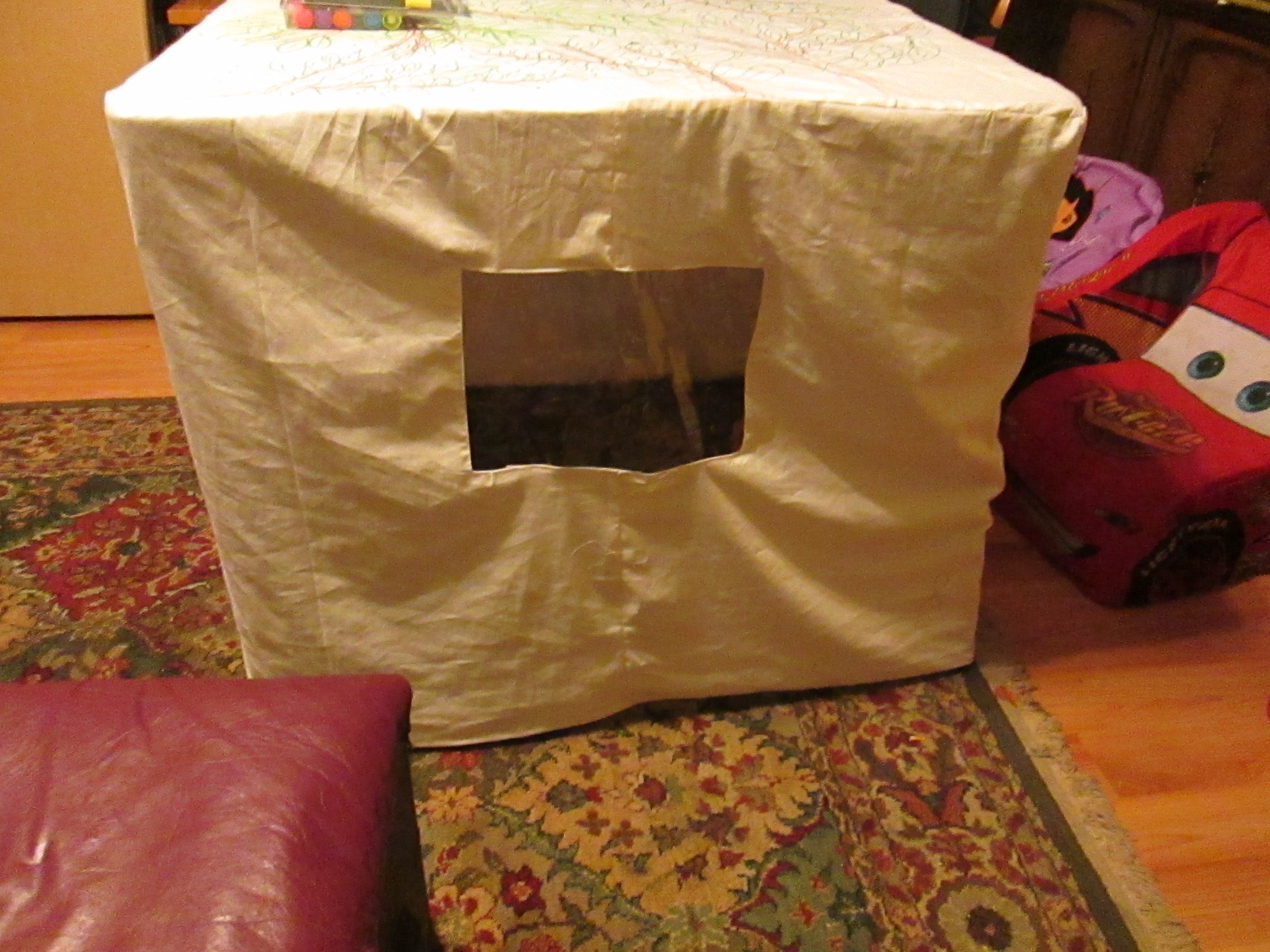 Card Table Fort : 13 Steps - Instructables