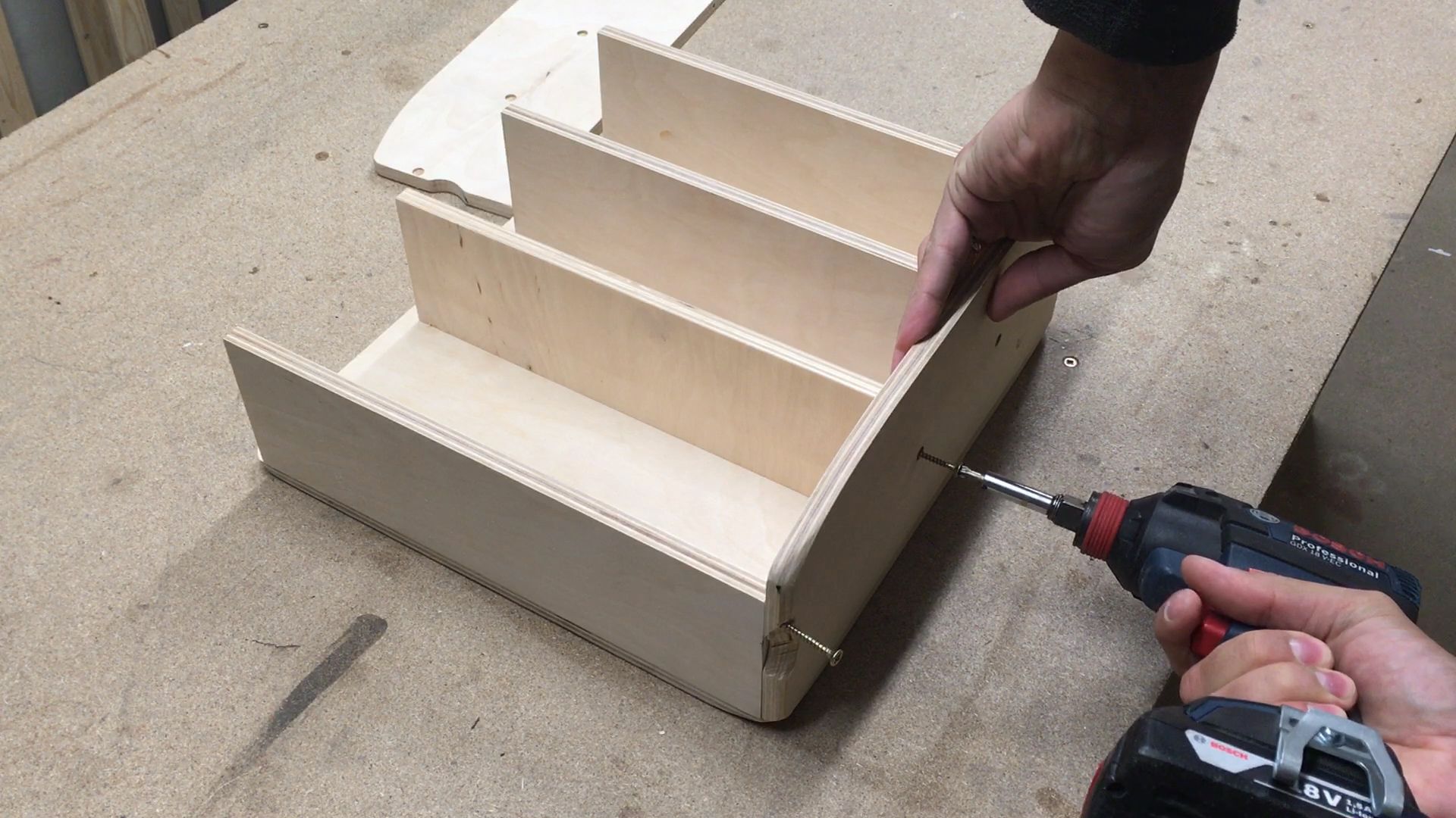 How to Make a Mini Bar From Jerry Can : 10 Steps (with Pictures ...