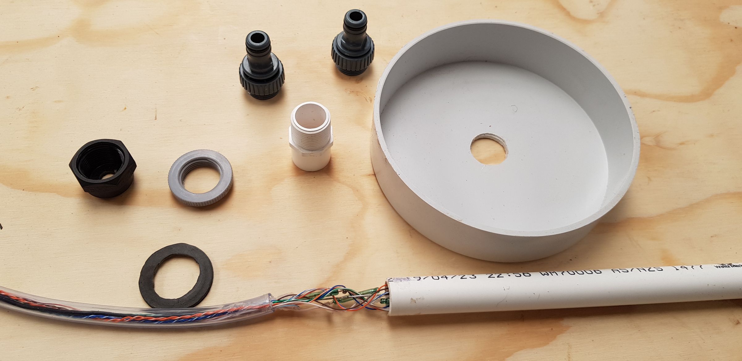Water/Feed Level Indicators : 10 Steps (with Pictures) - Instructables