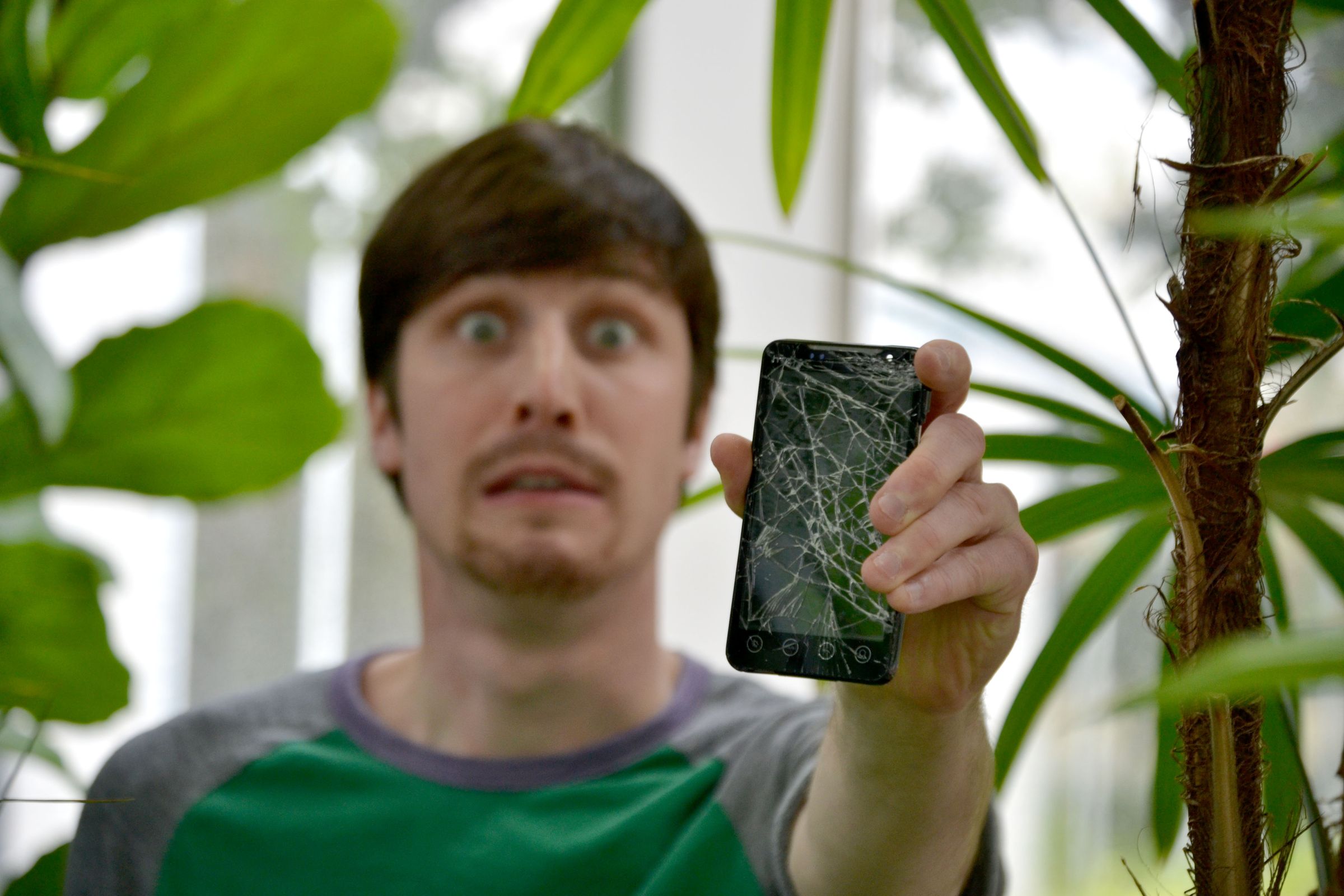 How to Turn Your Mobile Phone Into a Survival Tool : 5 Steps (with ...