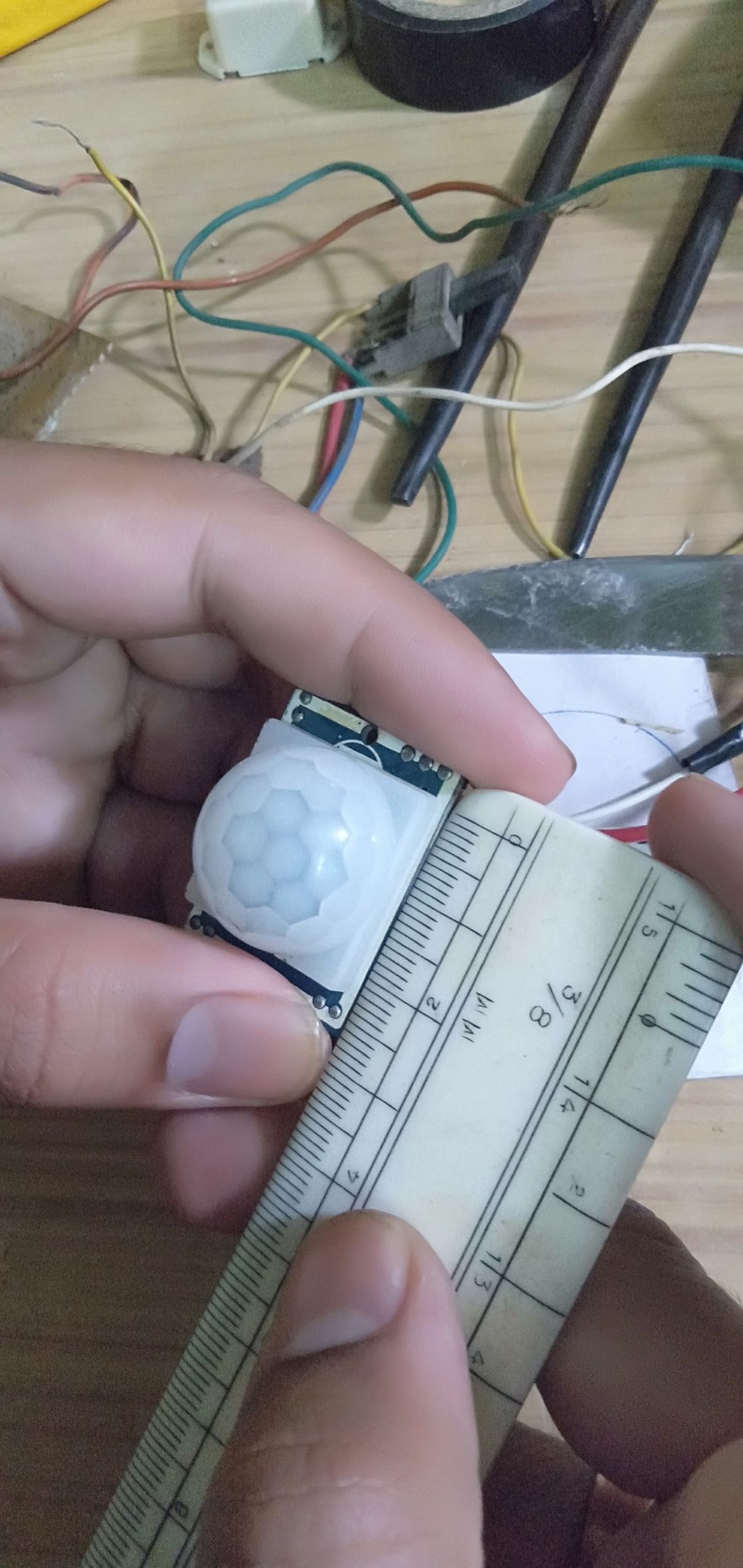 Vehicle Parking Alarm System Using PIR Sensor- DIY : 7 Steps (with ...