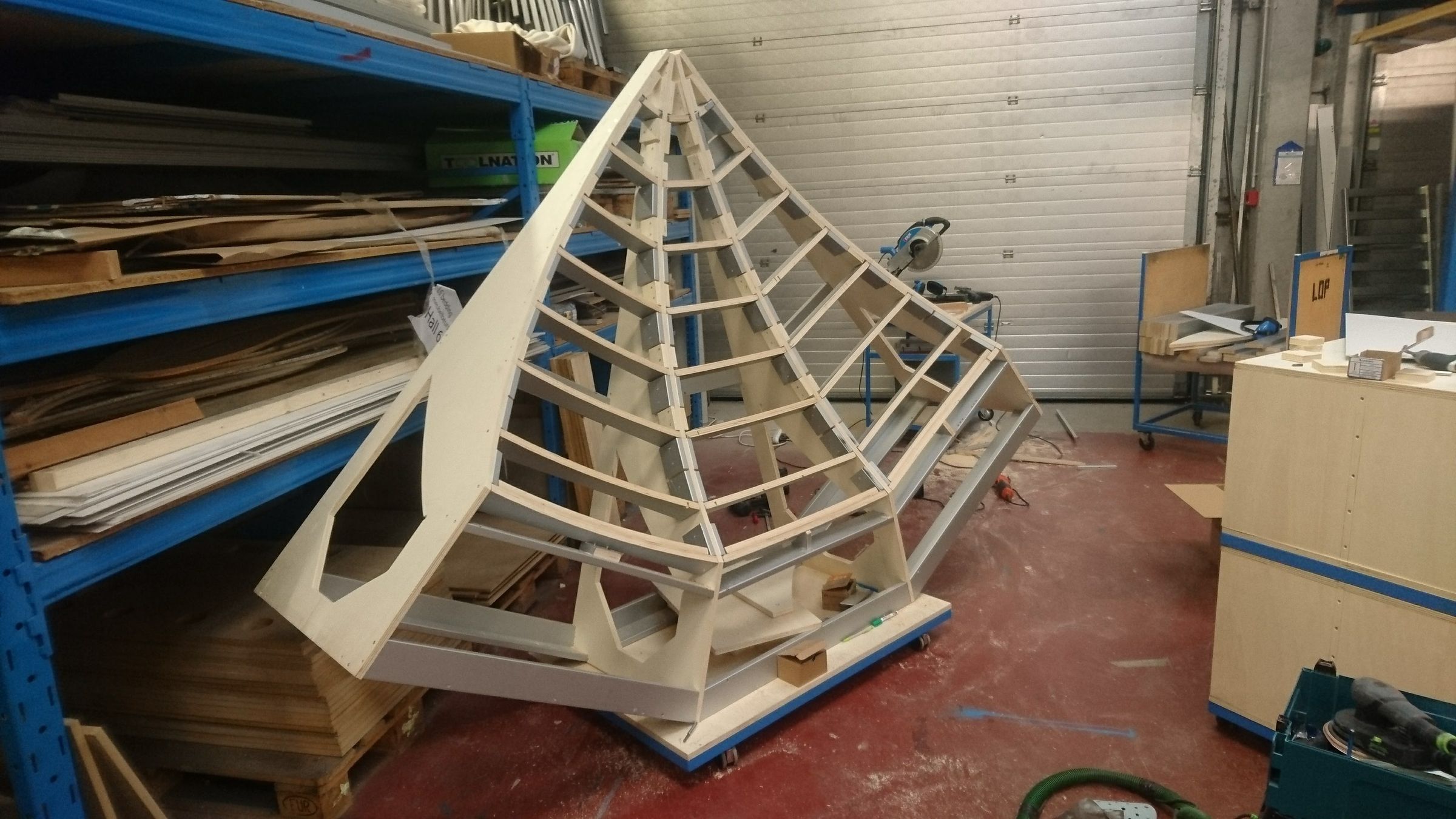 Wooden Skate Pool : 14 Steps - Instructables