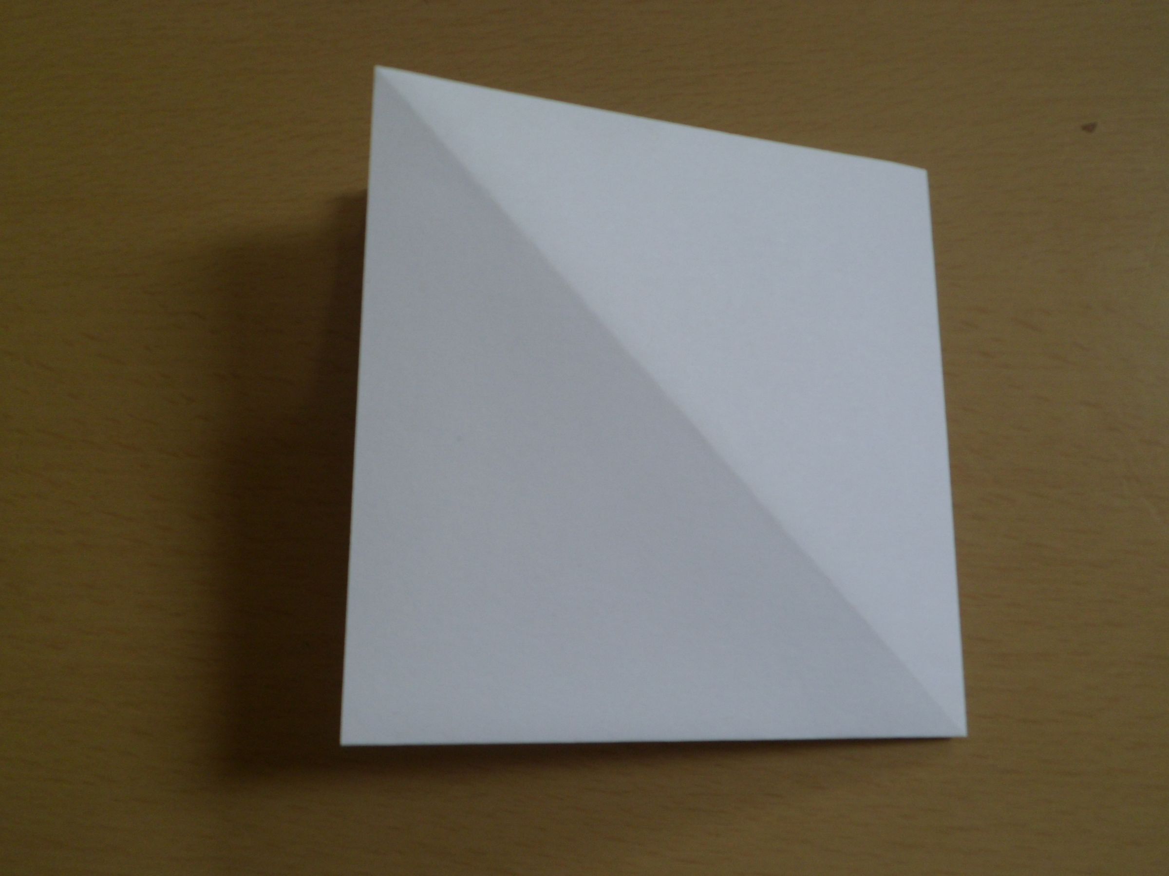 Origami Robo : 8 Steps - Instructables