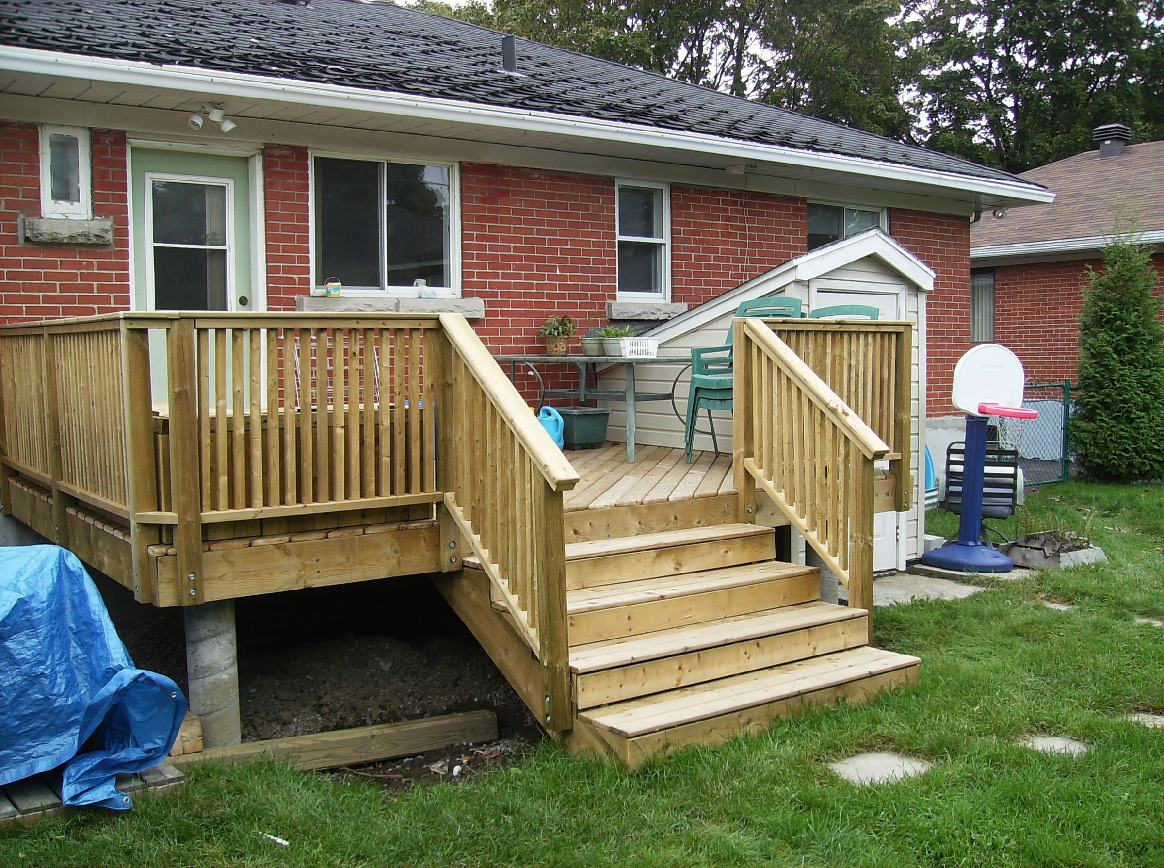 Building a Wooden Deck Over a Concrete One : 6 Steps (with Pictures ...