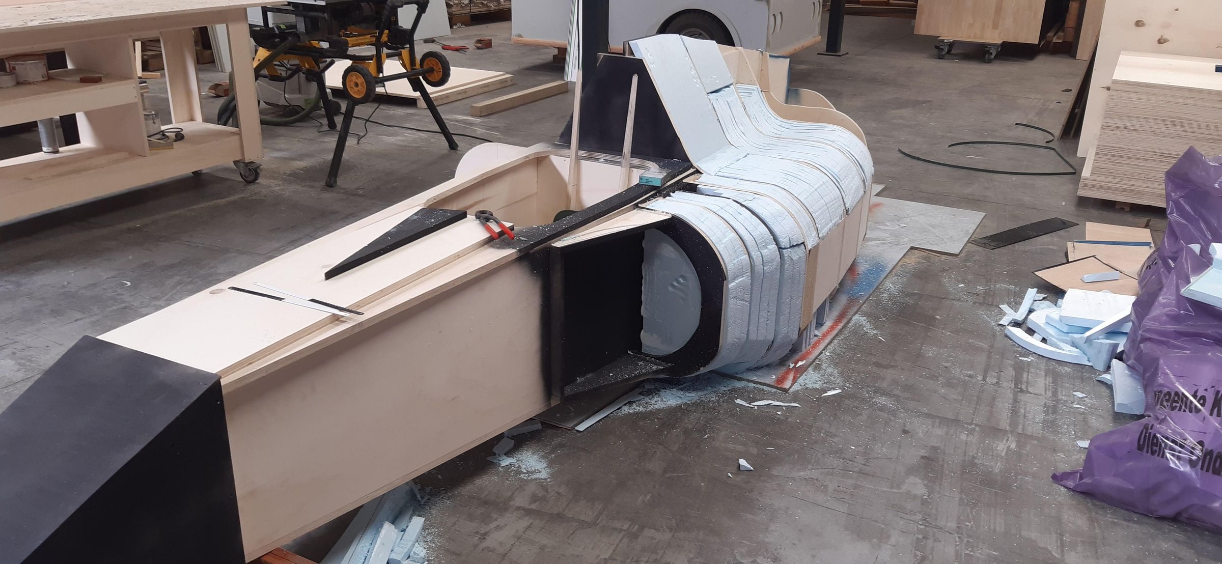 Full-size F1 Replica Car : 19 Steps (with Pictures) - Instructables