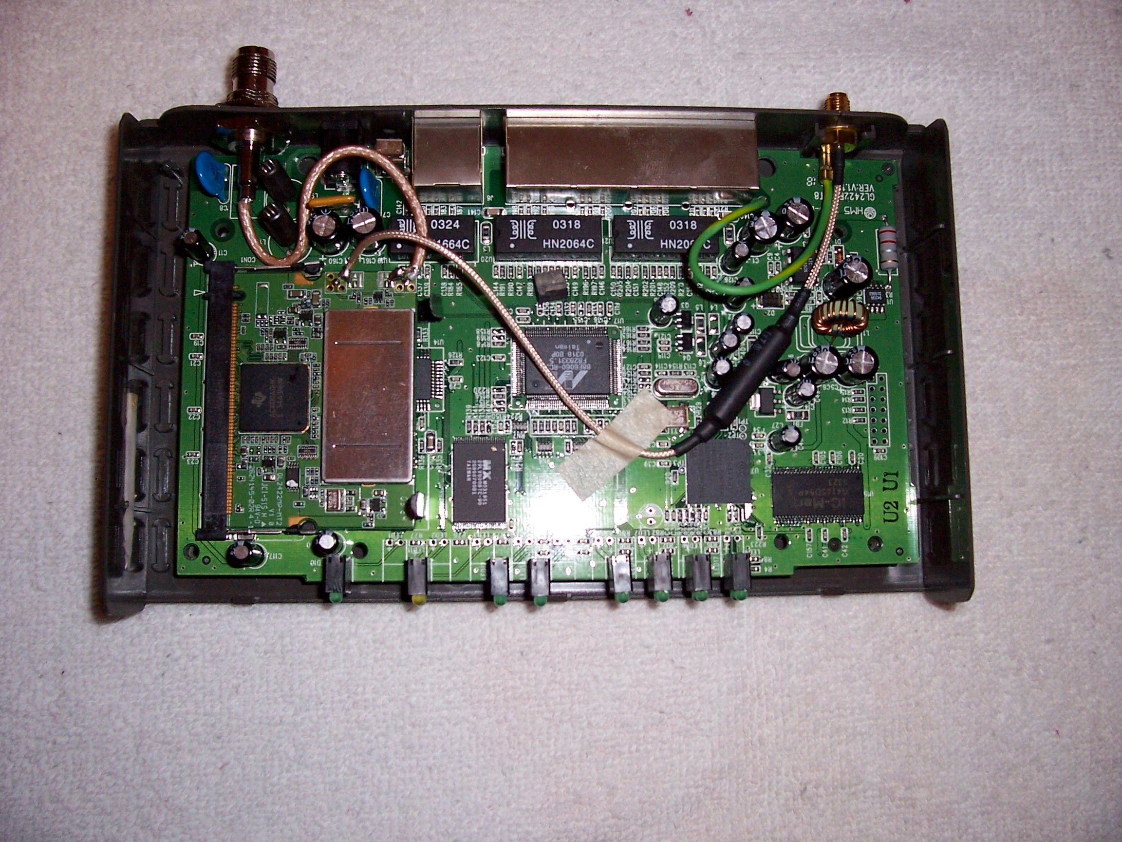 Adding an Antenna to a Underpowered Router : 11 Steps - Instructables