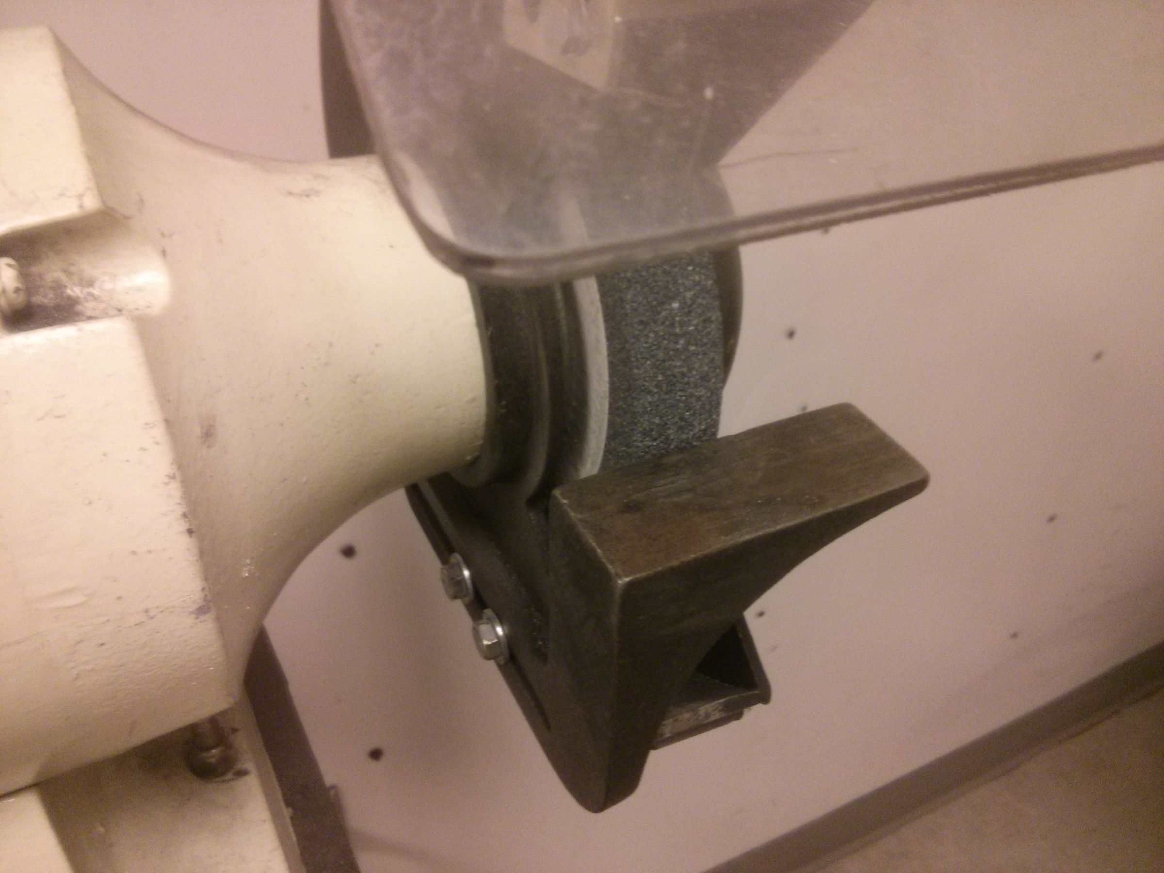 How to Roll and Emboss Sheet Metal With a Blunt Chisel : 3 Steps ...