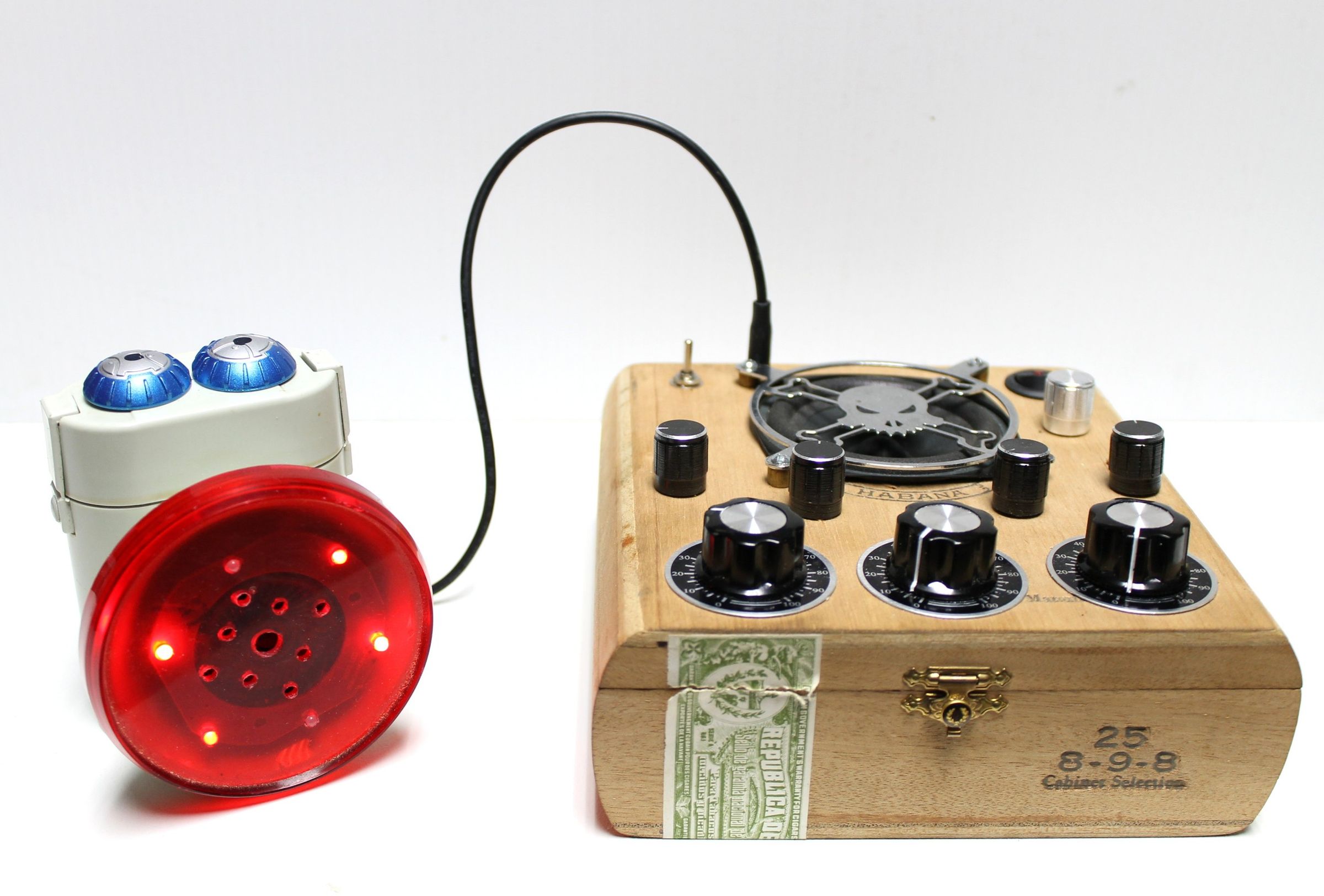 Voice Changer Hack for DIY Synths : 9 Steps (with Pictures) - Instructables