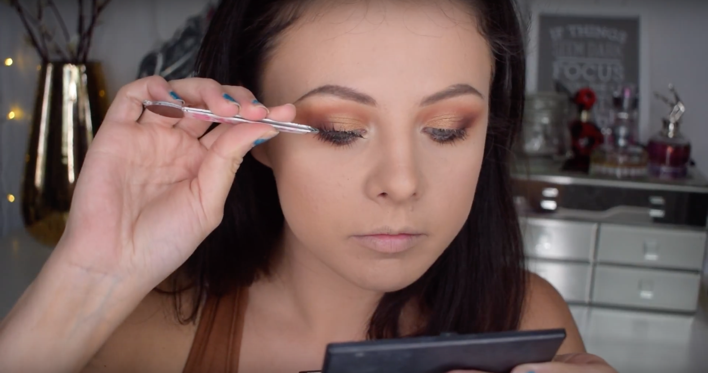 Classic Bronzy Red Lip Makeup Tutorial : 12 Steps - Instructables