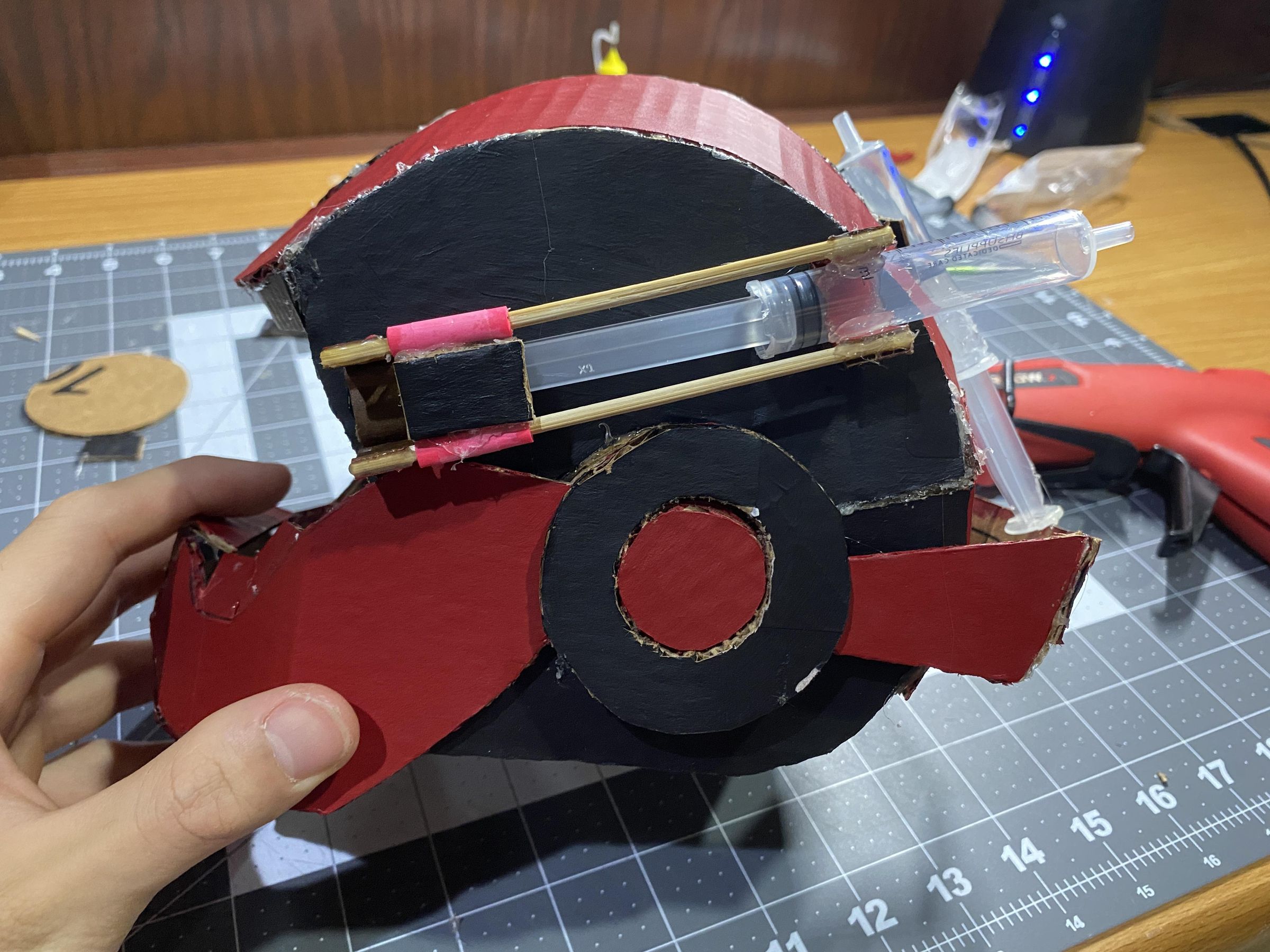Transformers Hydraulic Mask : 13 Steps (with Pictures) - Instructables