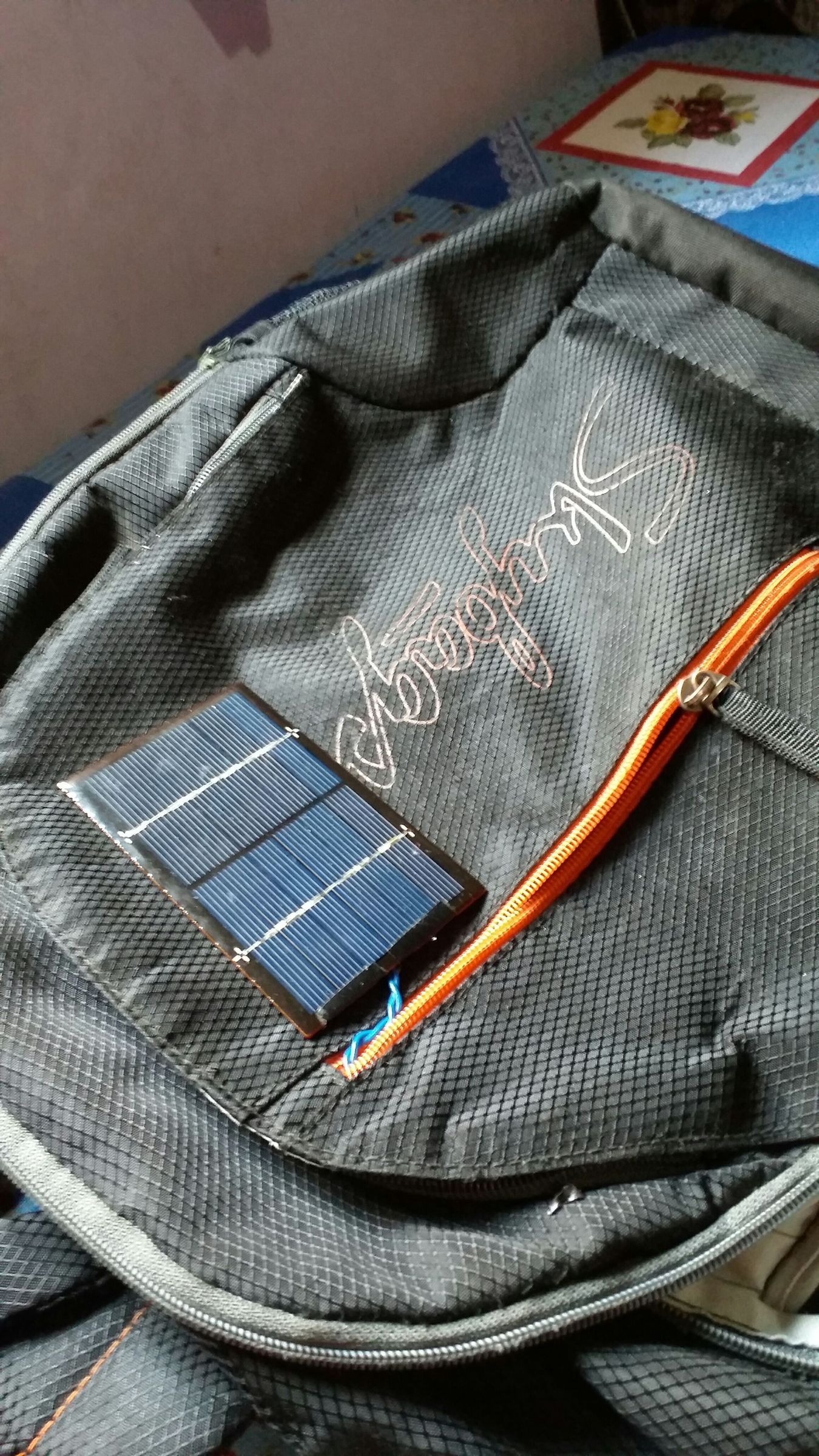 SOLAR BAG : 7 Steps (with Pictures) - Instructables