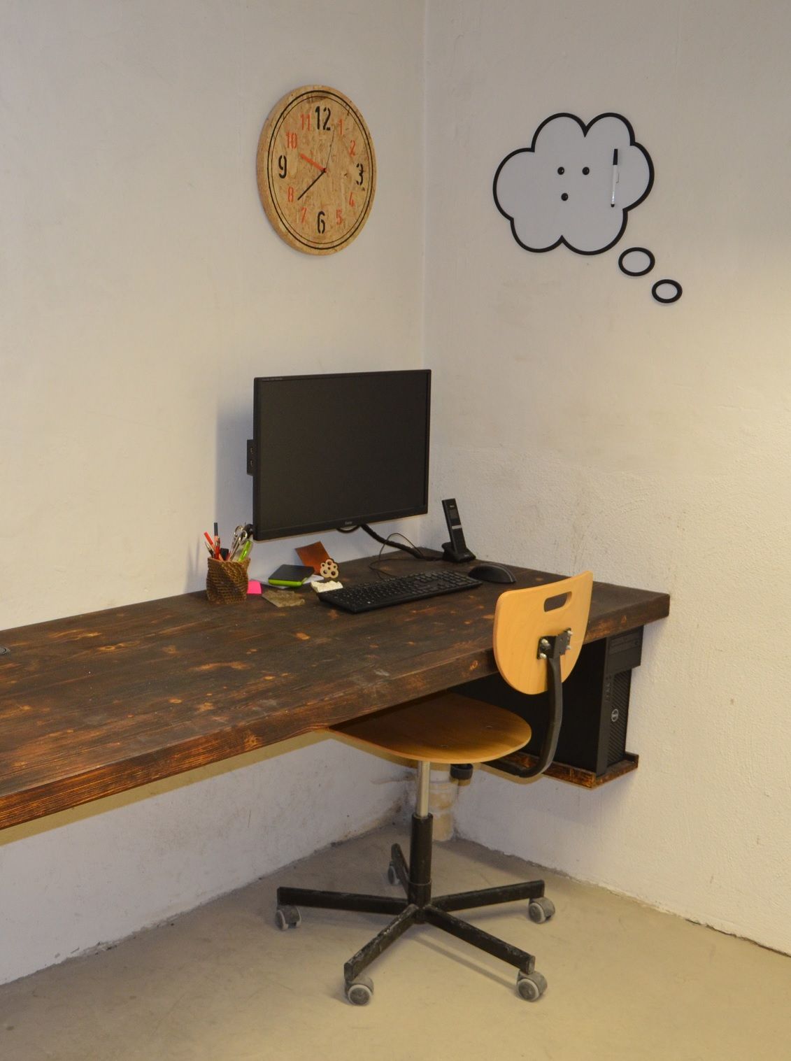 Floating PC Mount : 9 Steps - Instructables