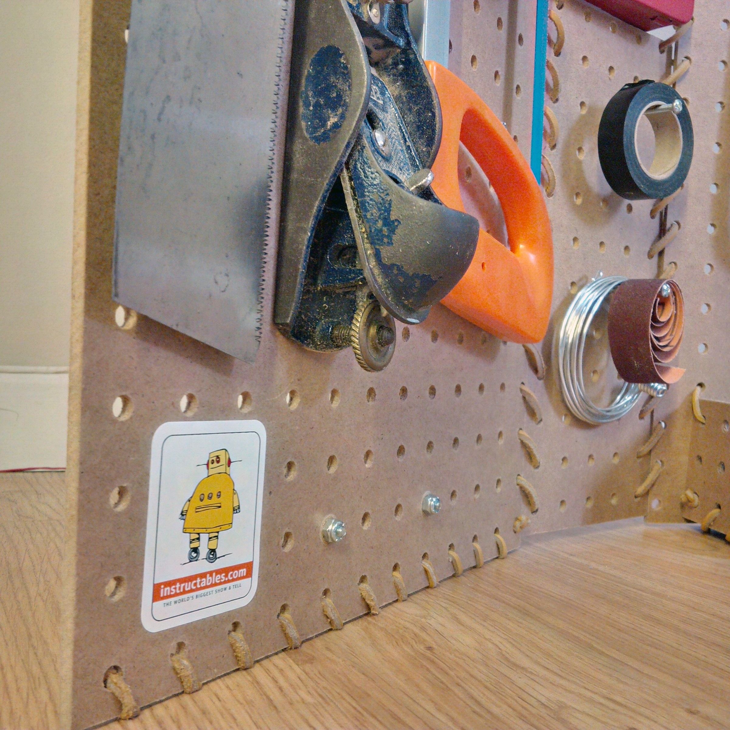 Portable Pegboard Workstation : 10 Steps (with Pictures) - Instructables