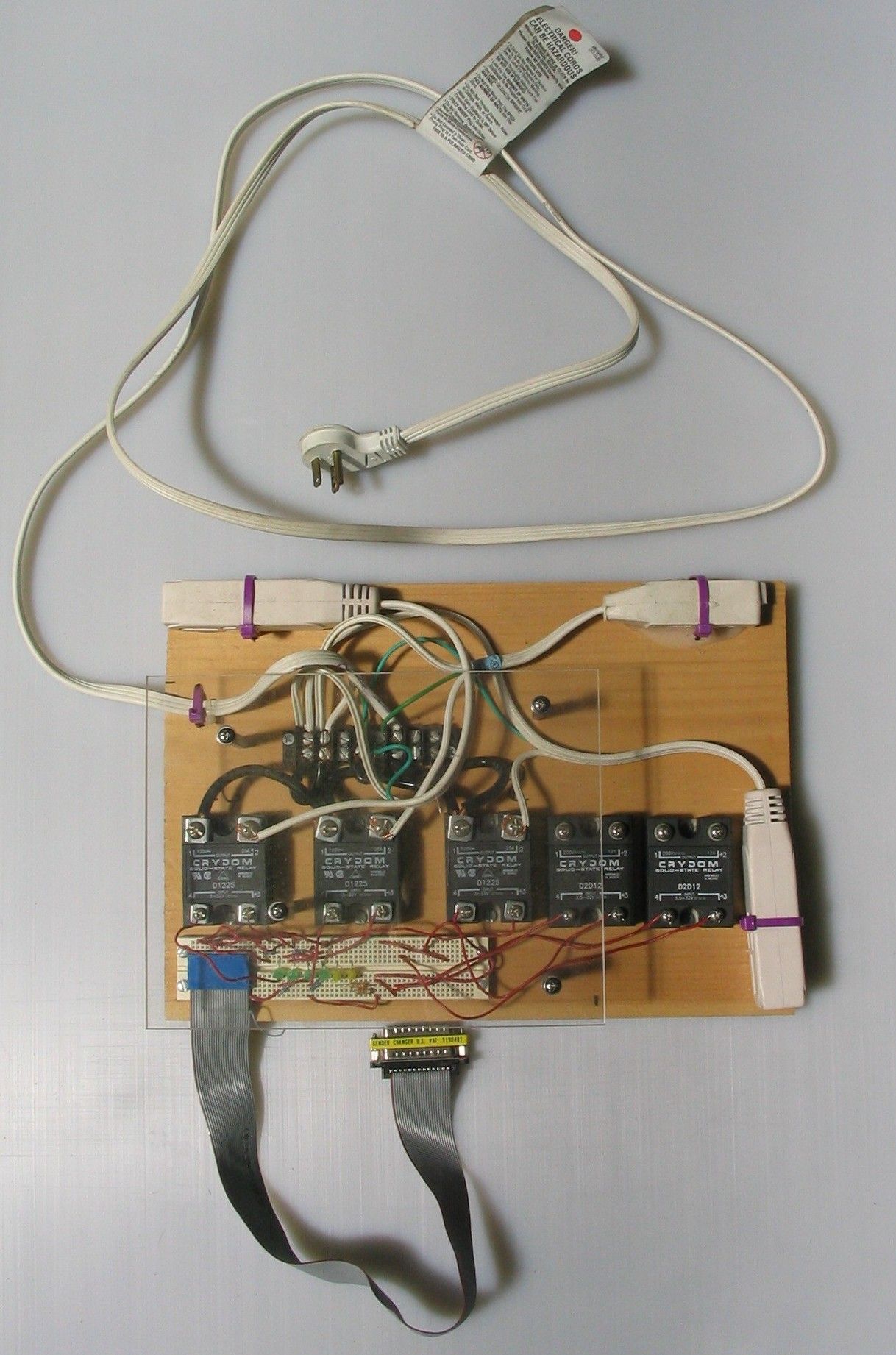 Solid-state Halloween Controller and How to Build a Haunted House : 11 ...